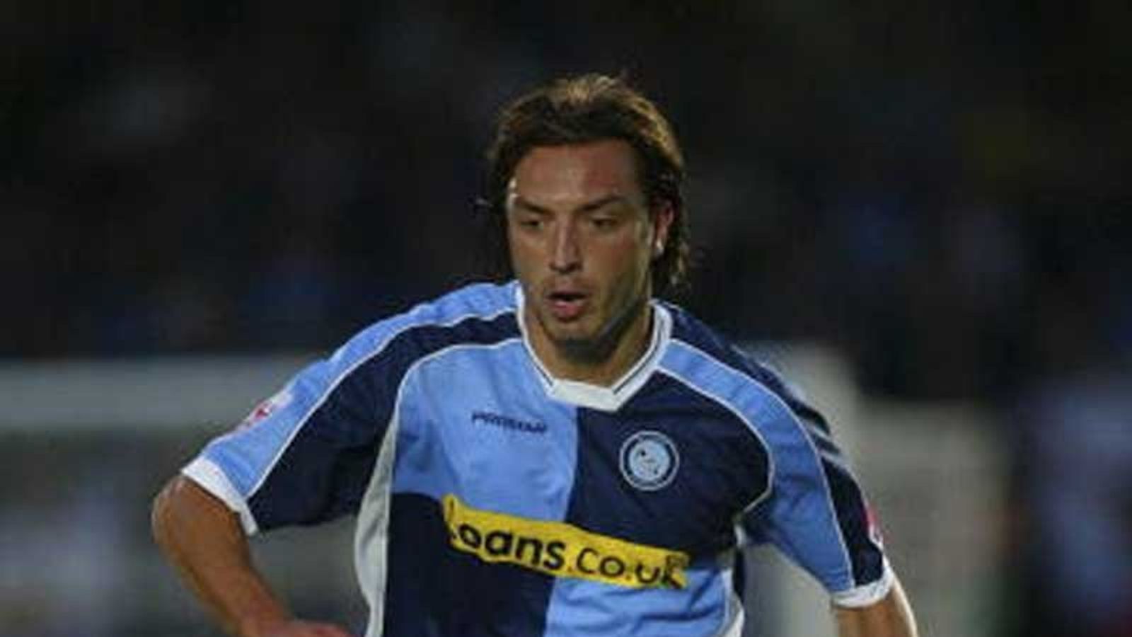 Easton seals Bulls move | Football News | Sky Sports
