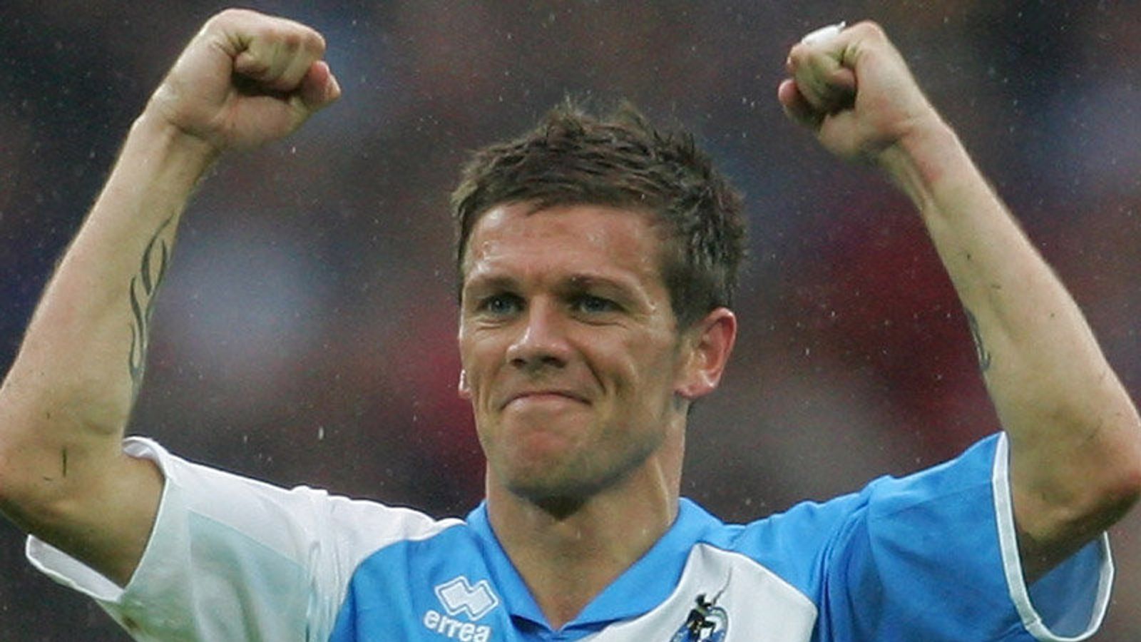 Bulls bring in Igoe | Football News | Sky Sports