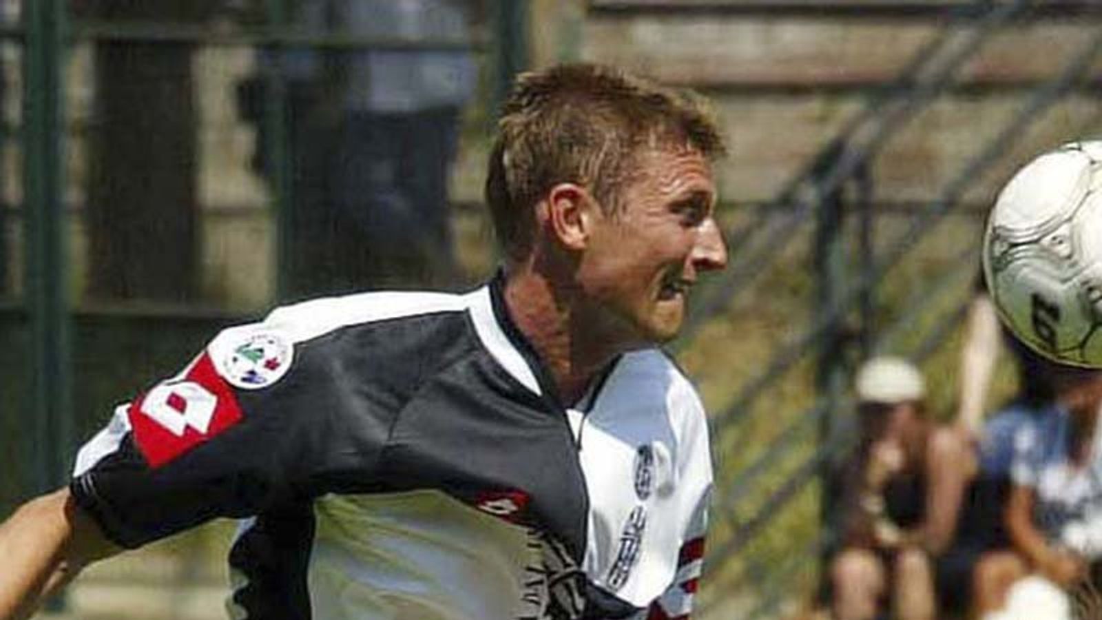 Flo gives Leeds a boost | Football News | Sky Sports