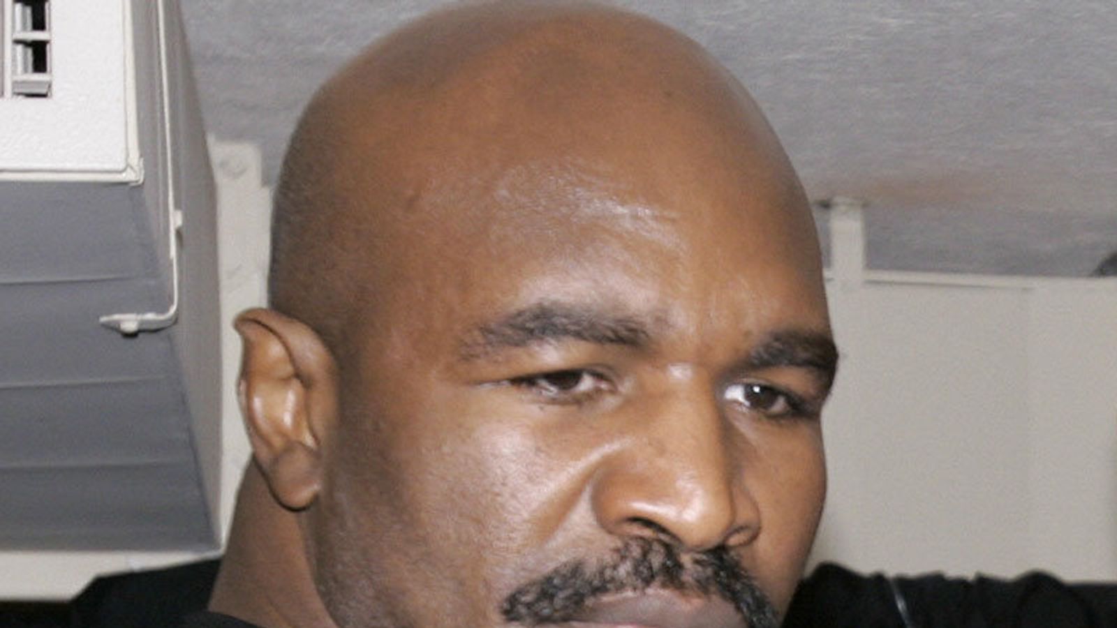Holyfield handed title chance | Boxing News | Sky Sports