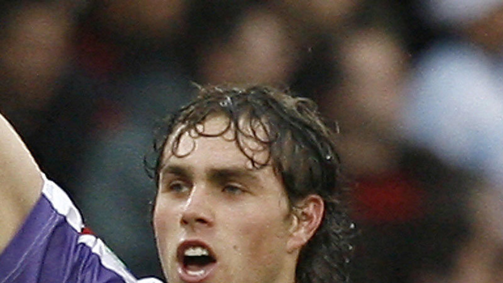 Elmander rejects extension | Football News | Sky Sports