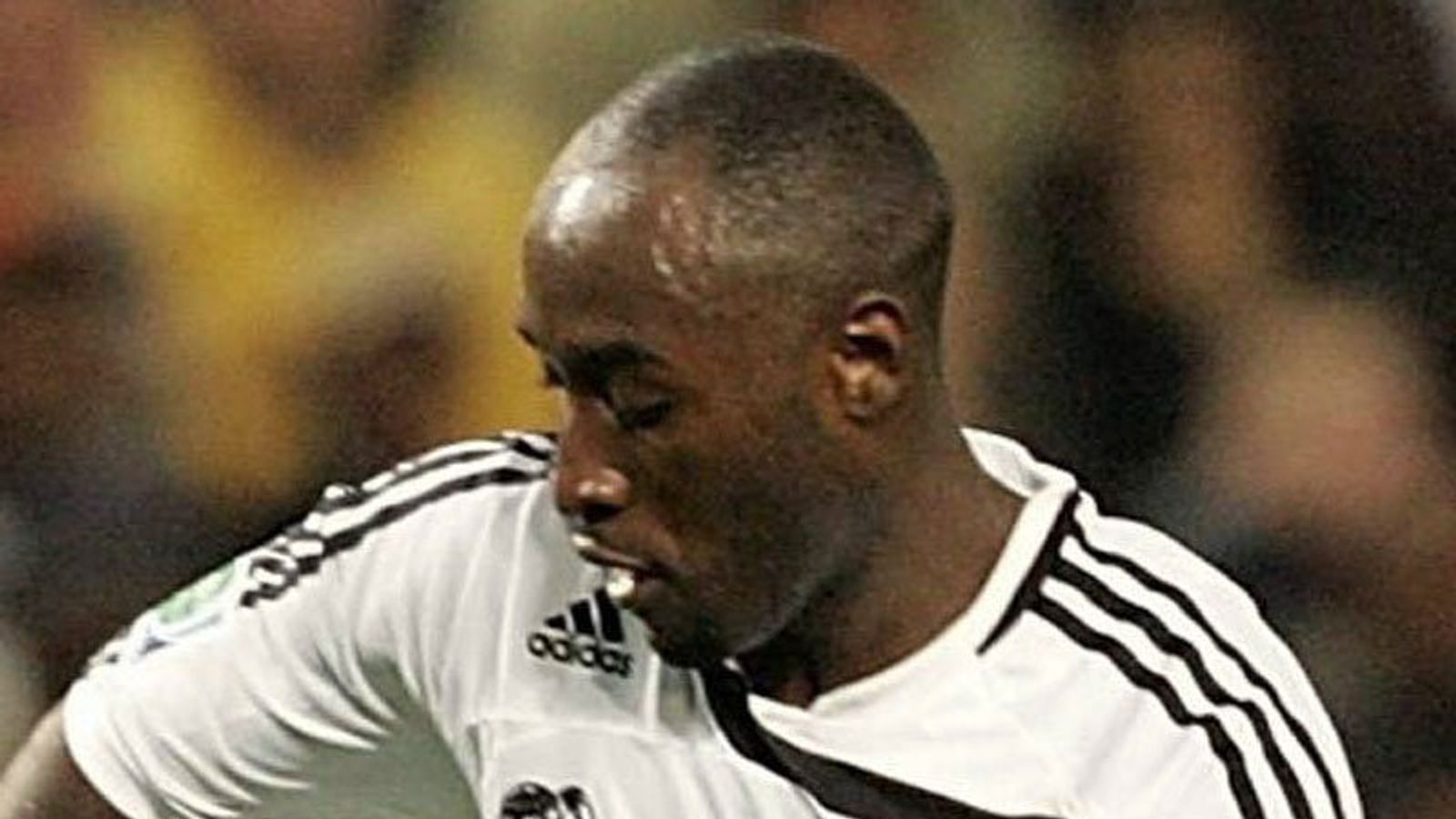 Second chance for Lua Lua | Football News | Sky Sports