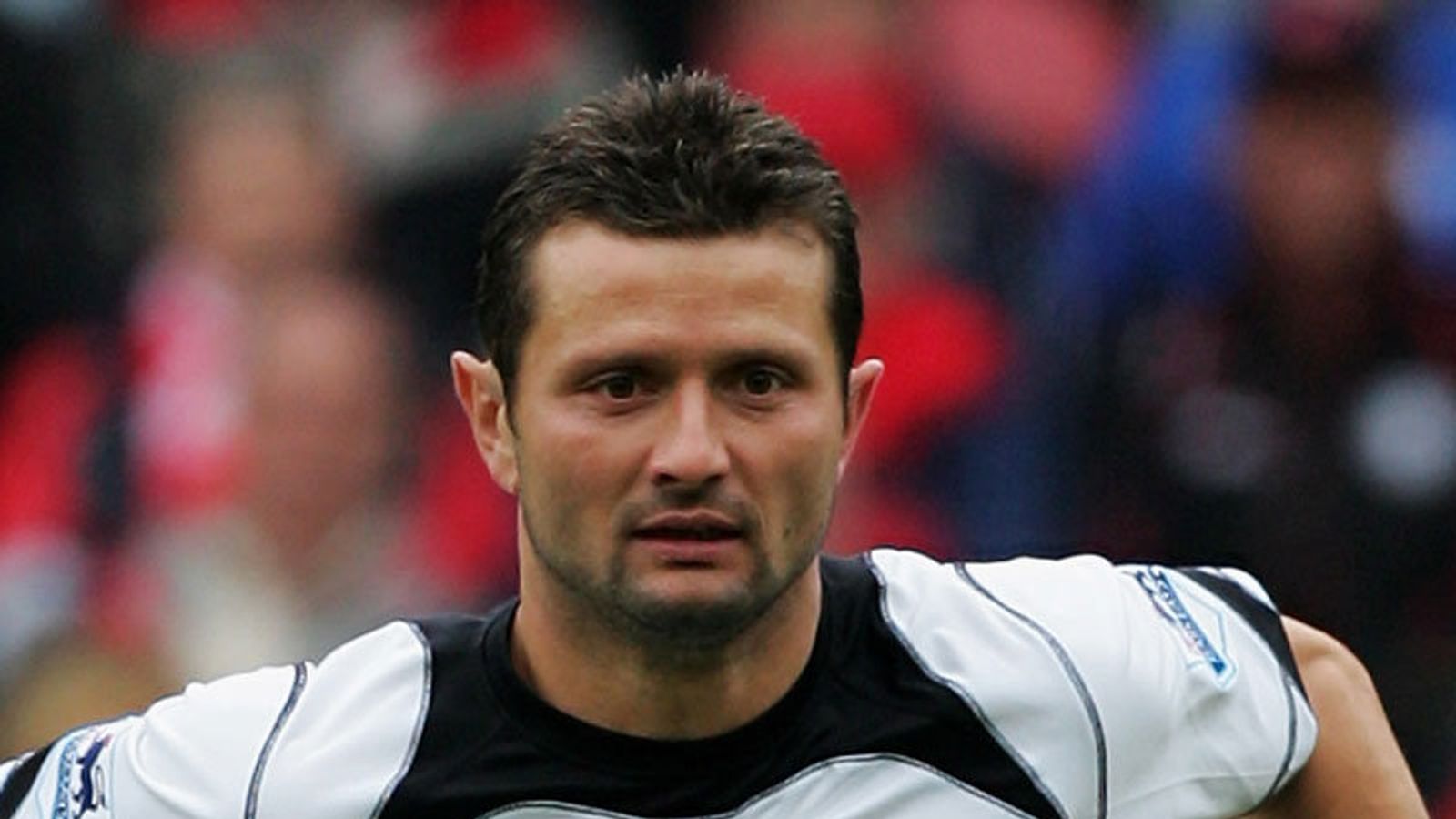 Greeks grab Radzinski | Football News | Sky Sports