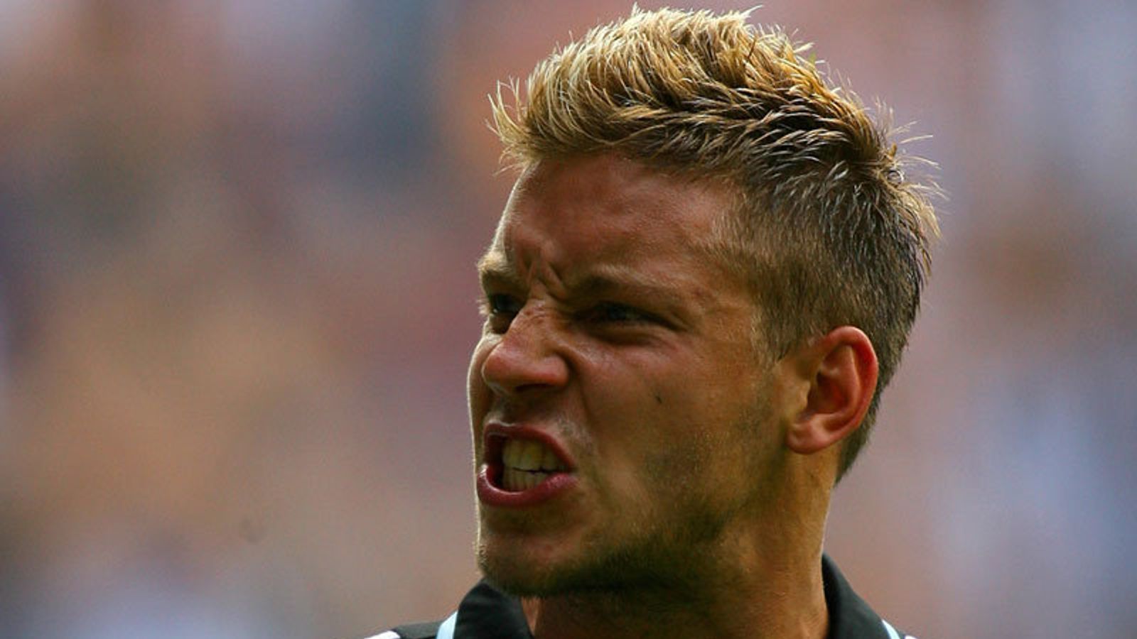 Smith salutes fans' response | Football News | Sky Sports