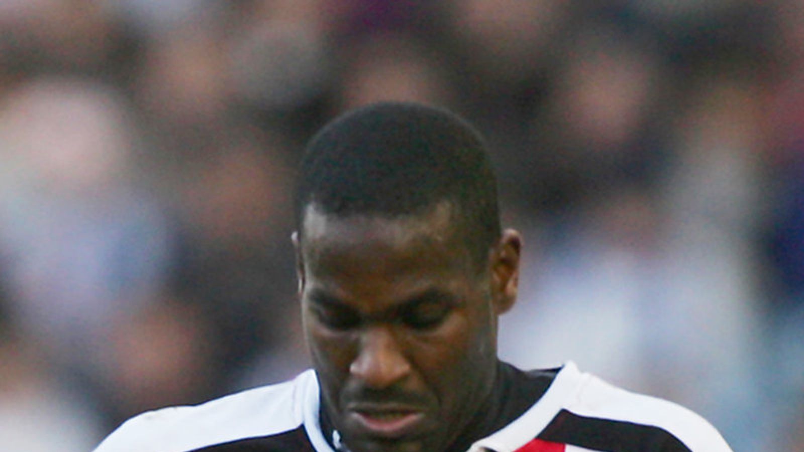 Millers bring in Dyer | Football News | Sky Sports