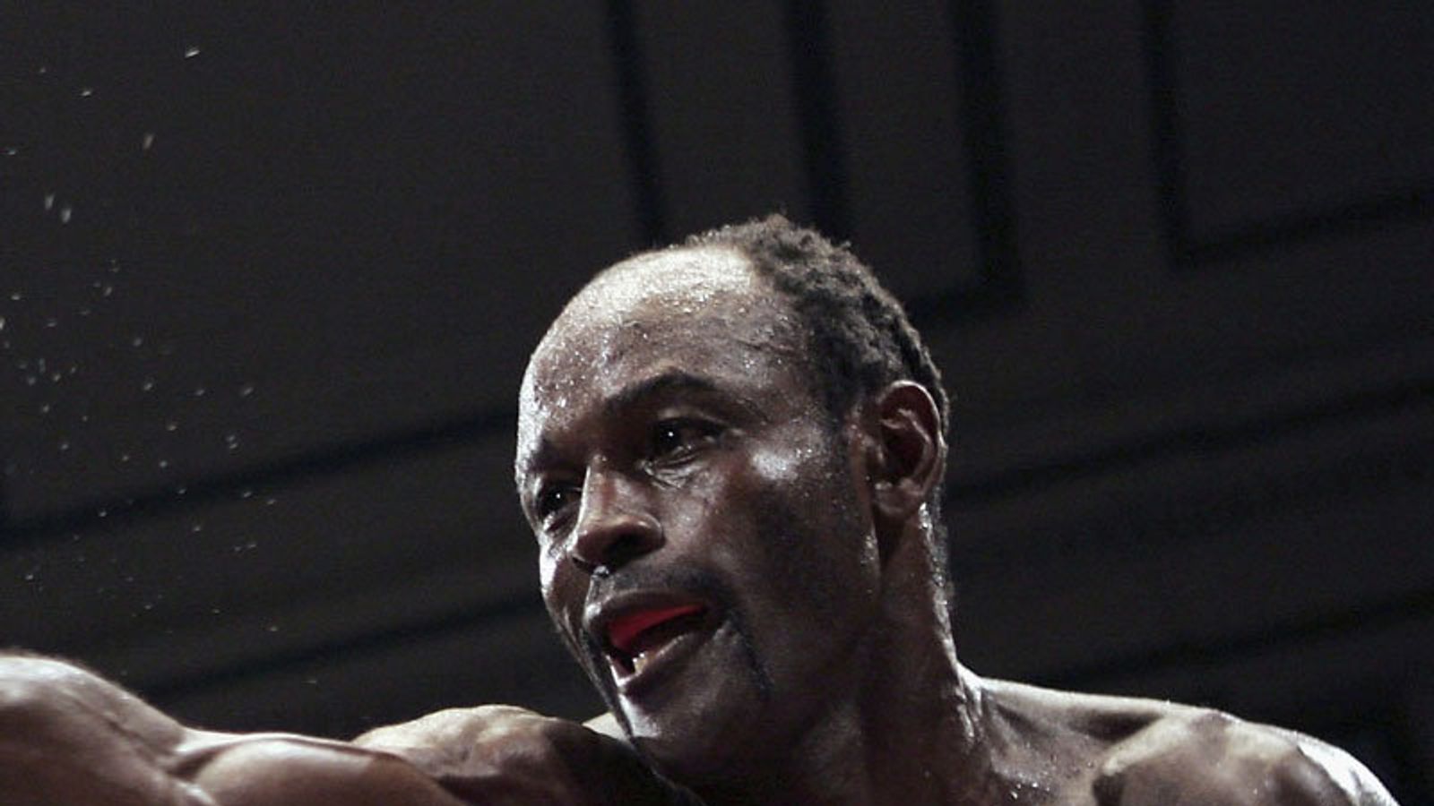 Elcock claims British title | Boxing News | Sky Sports