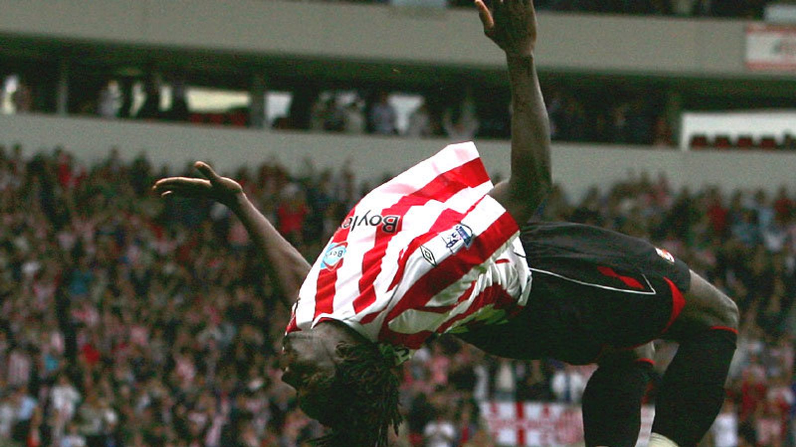 Jones magic sinks Royals | Football News | Sky Sports