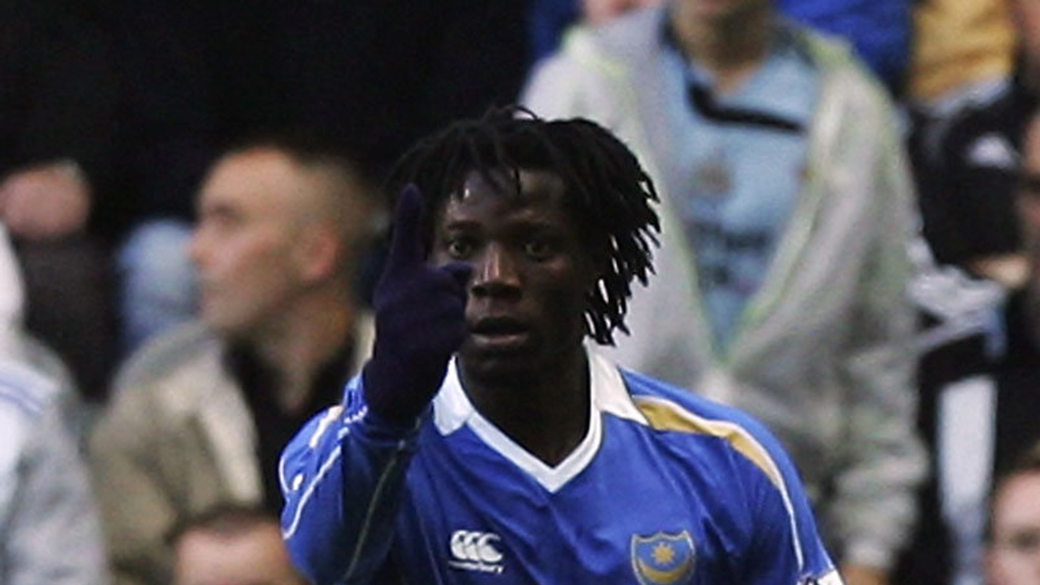 Benjani happy at Pompey | Football News | Sky Sports