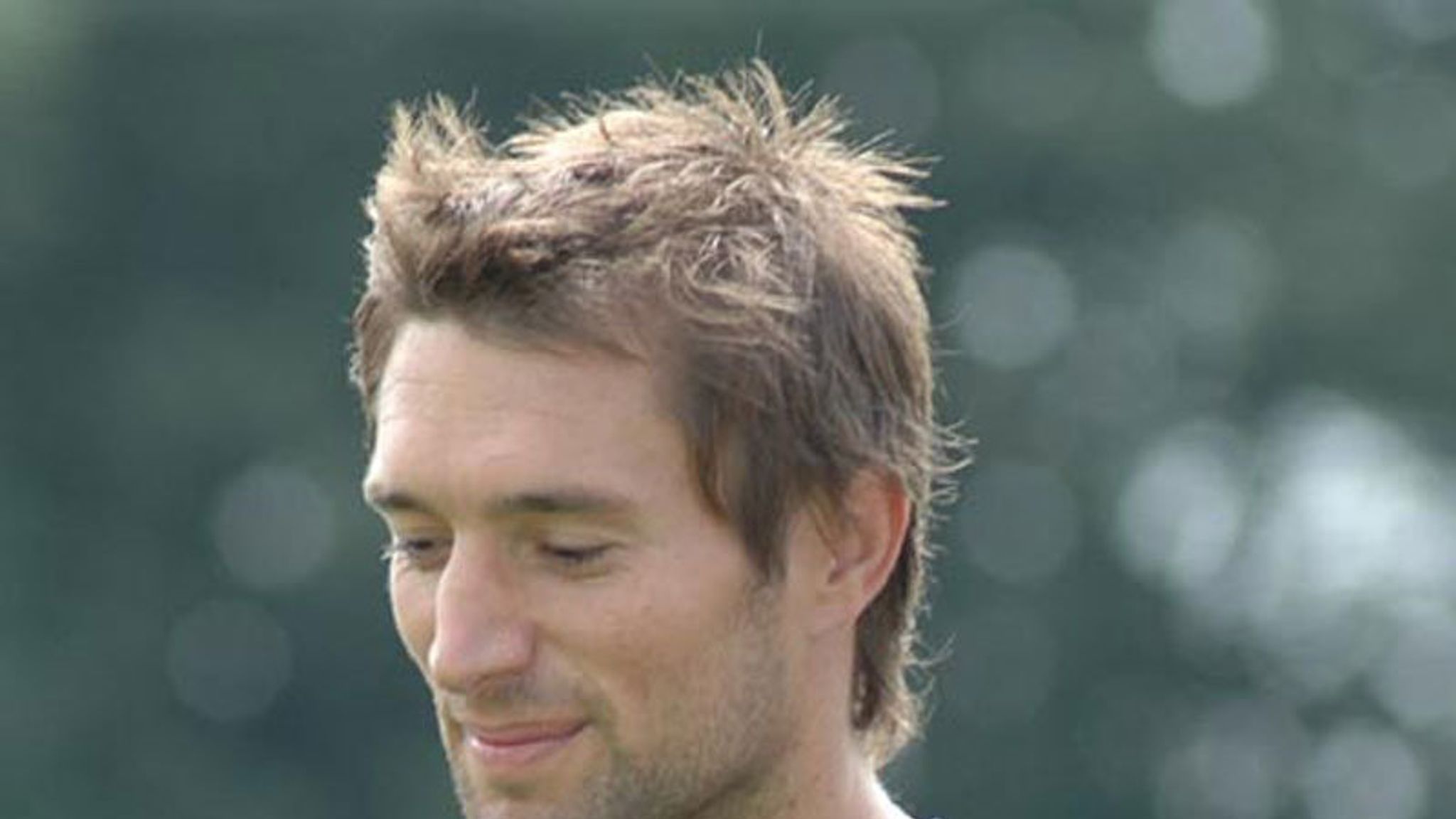 Rovers return for Lee | Football News | Sky Sports