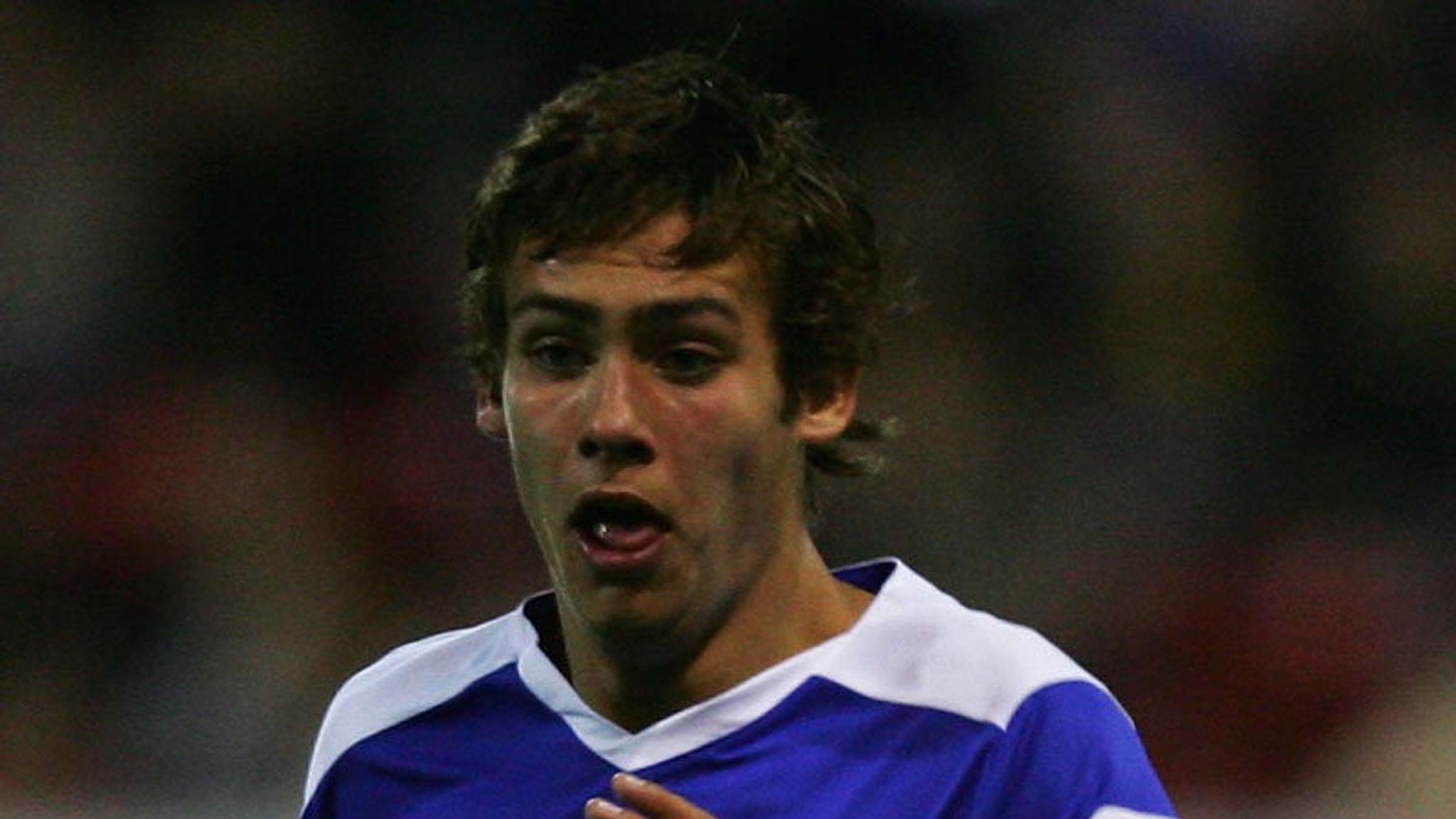 Mattock commits to Foxes | Football News | Sky Sports