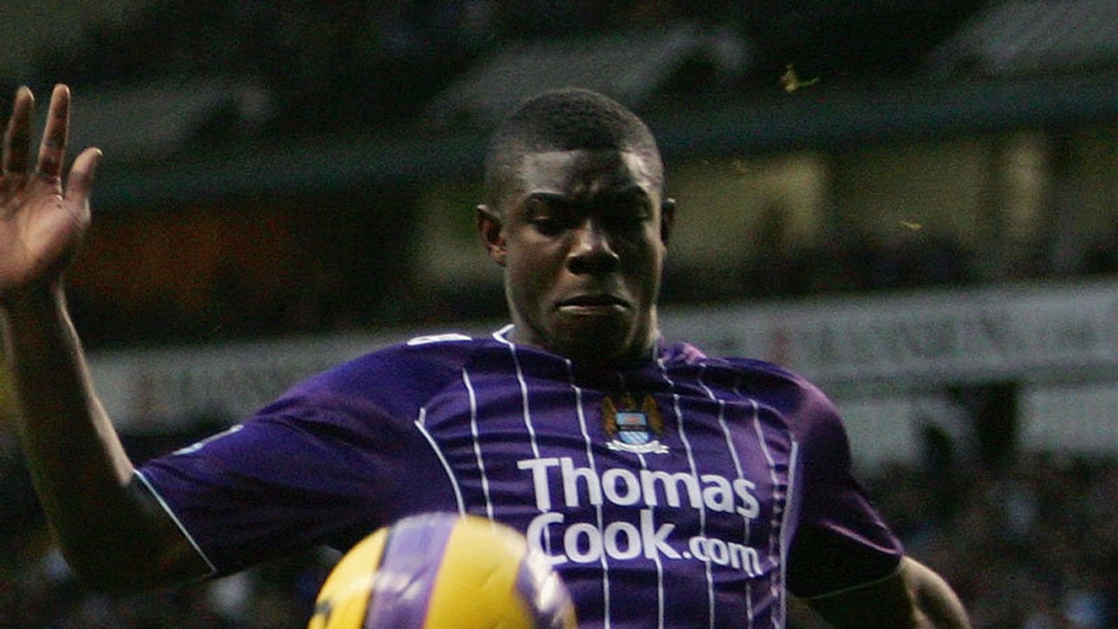 Sven calm on Richards deal | Football News | Sky Sports