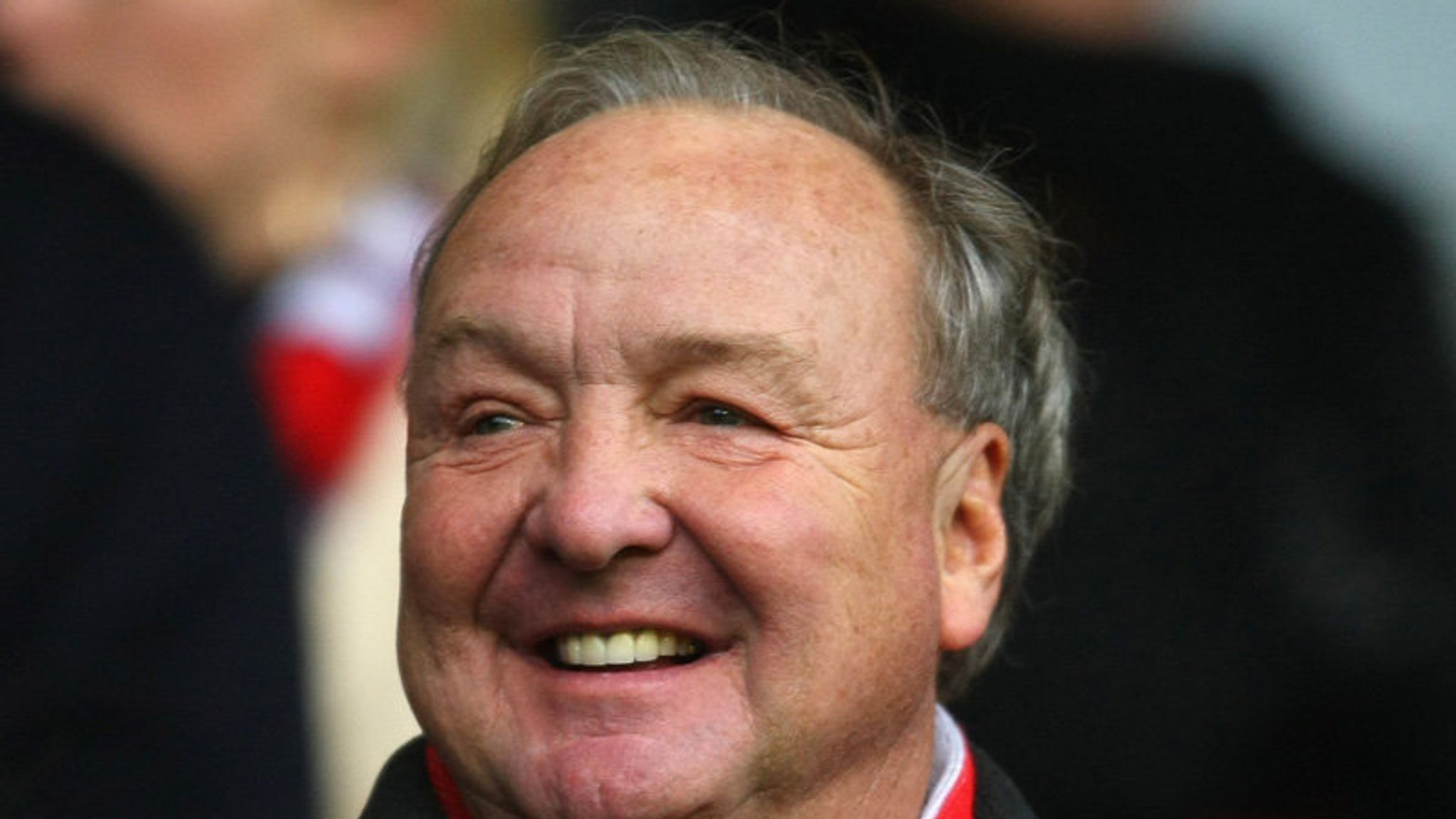 Hicks questions Rafa policy | Football News | Sky Sports