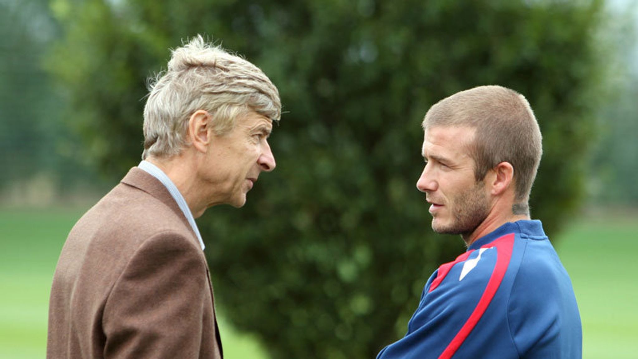 Becks trains with Gunners | Football News | Sky Sports