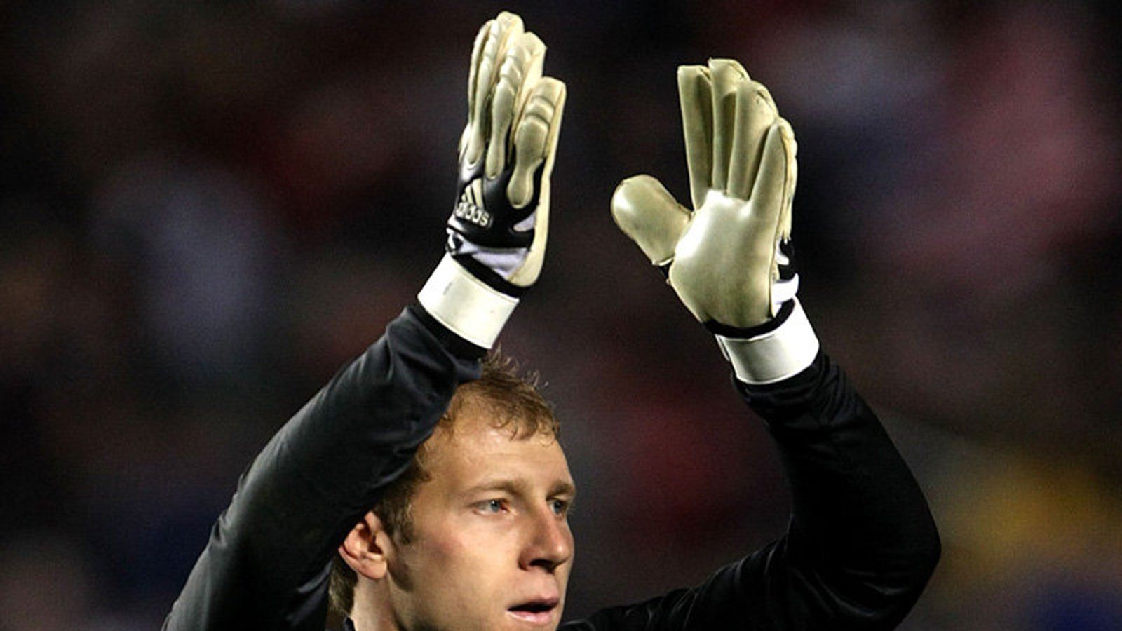 Villa miss out on keeper | Football News | Sky Sports