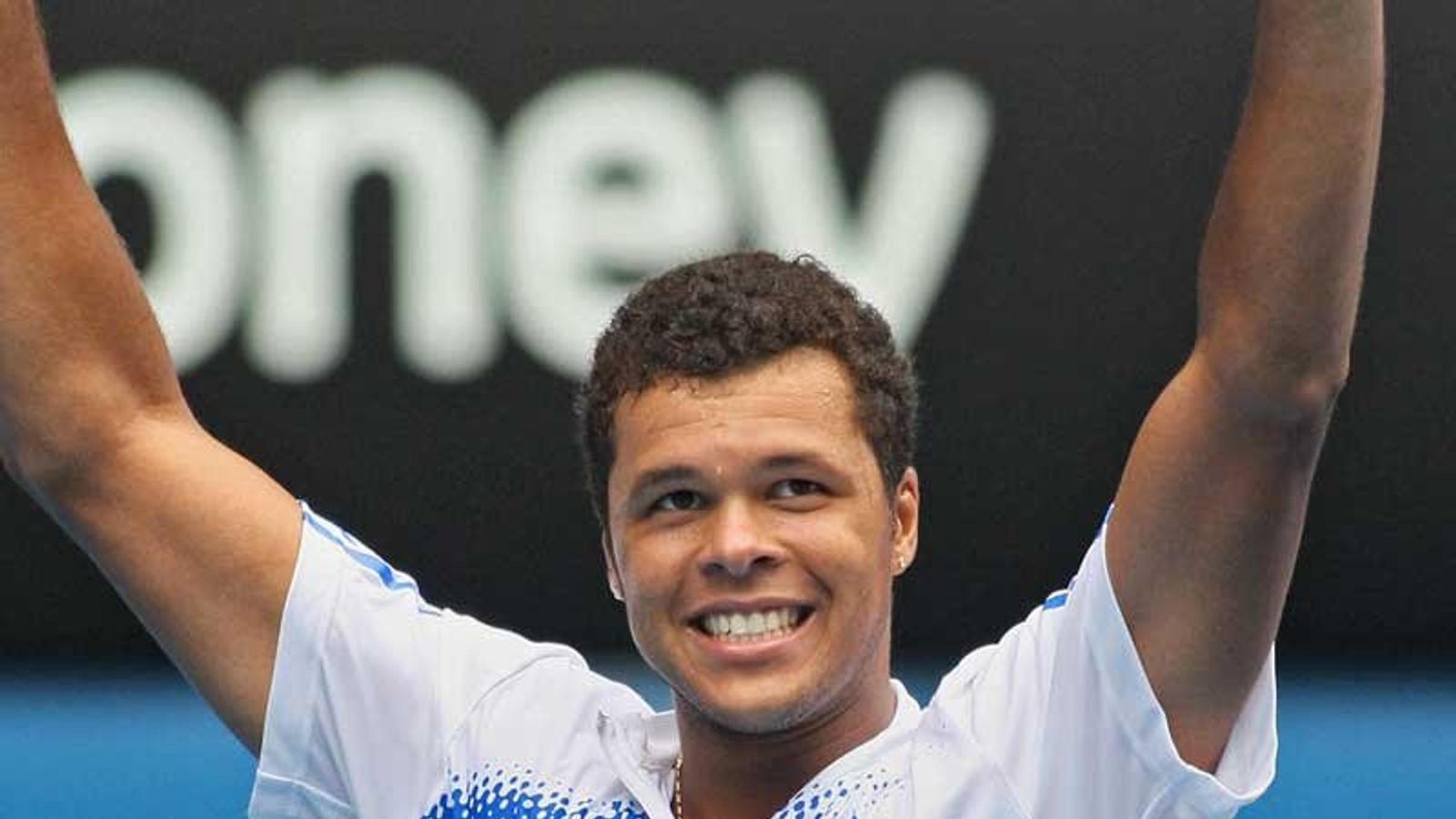 Tsonga storms into quarters | Tennis News | Sky Sports