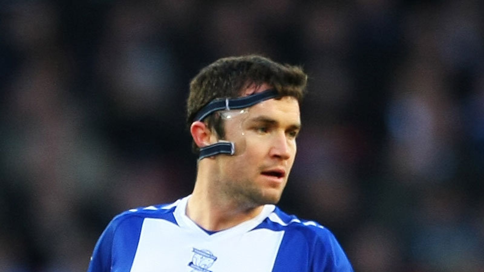 McLeish salutes brave Johnson | Football News | Sky Sports