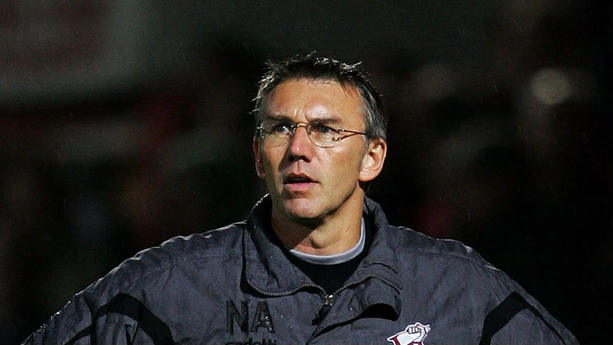 Irons in Chelsea talks | Football News | Sky Sports