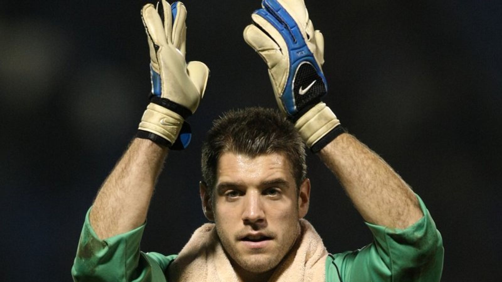 Blades keen on Bunn stay | Football News | Sky Sports