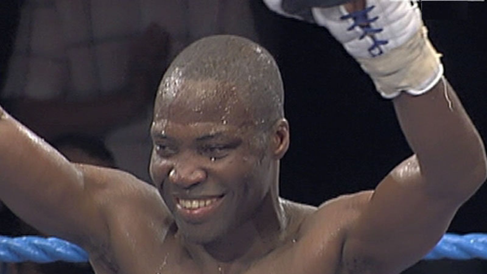 Olusegun retains title | Boxing News | Sky Sports