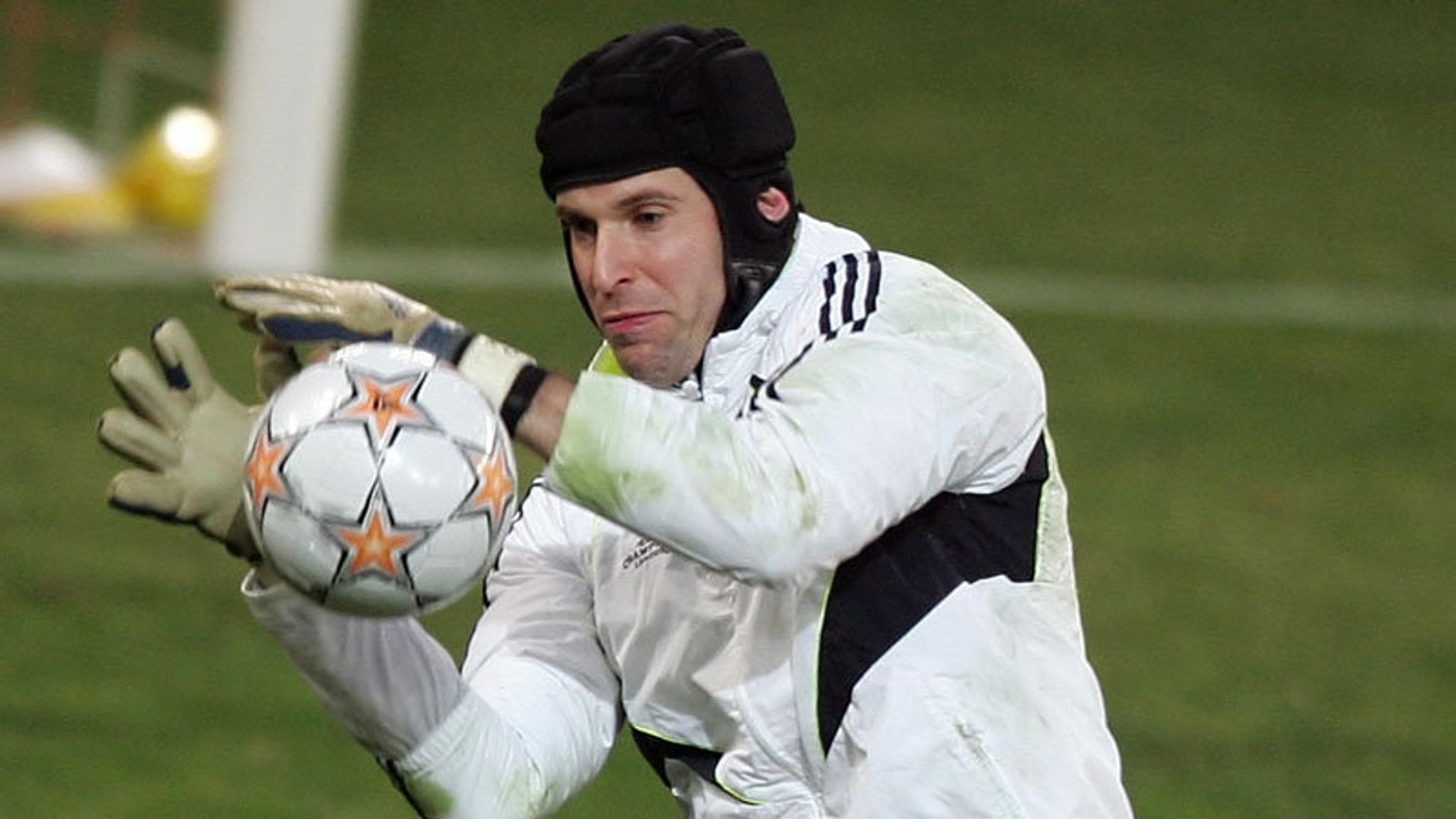Fresh Cech worry for Blues | Football News | Sky Sports