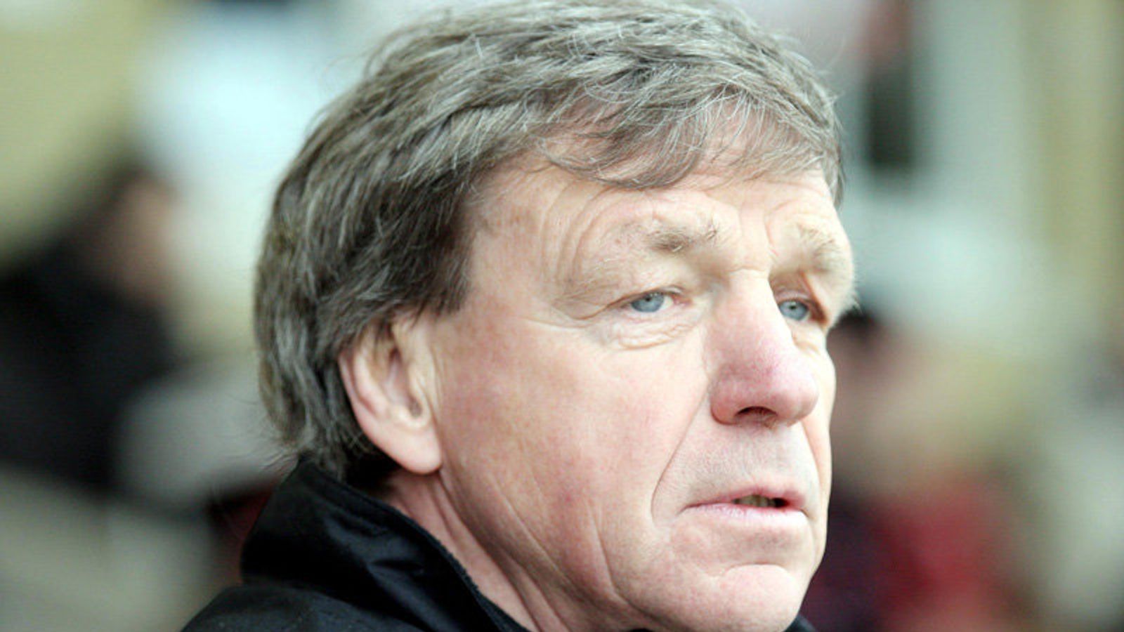 Duo released by Bulls | Football News | Sky Sports