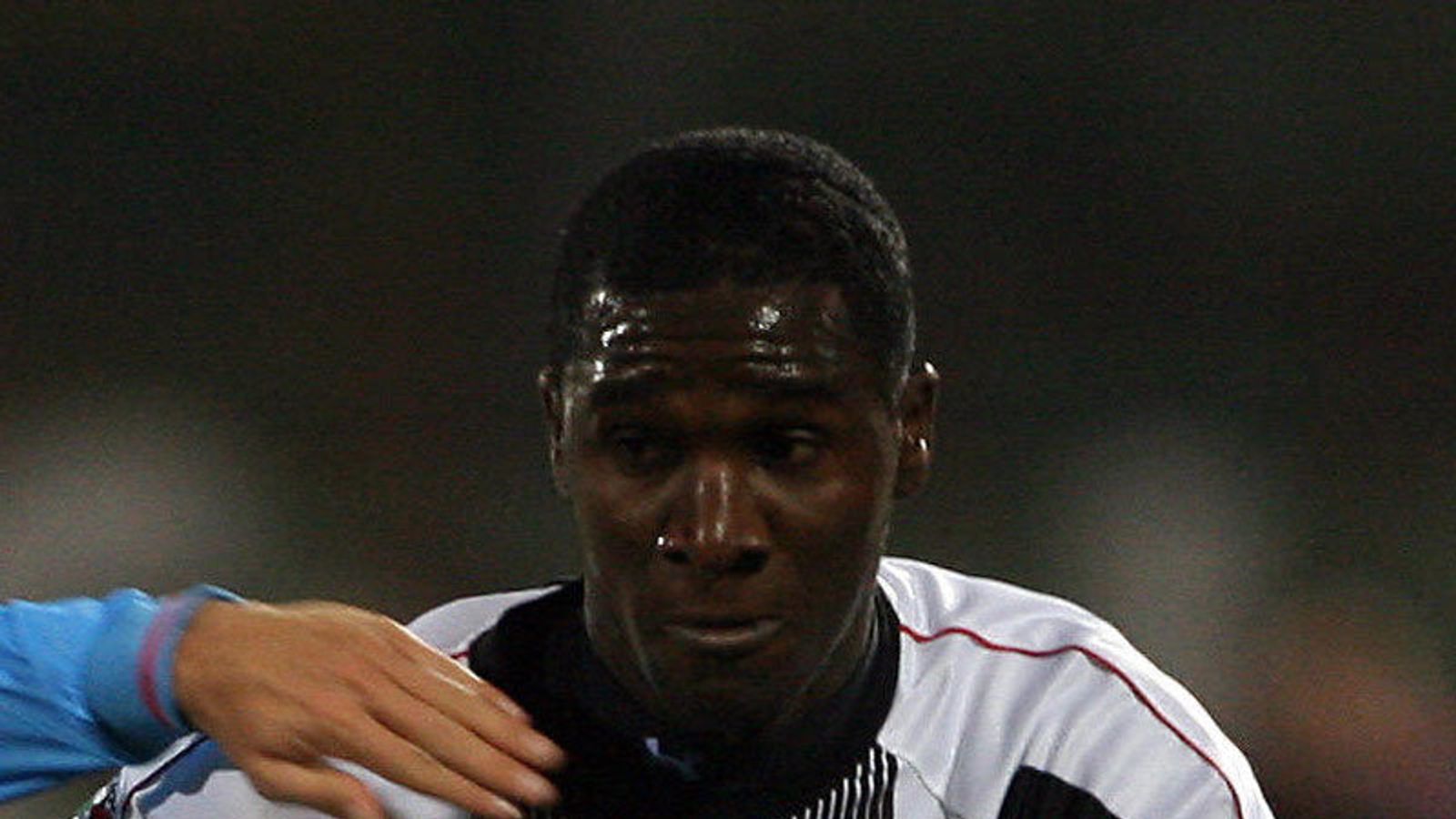 Gunners could interest Zapata | Football News | Sky Sports