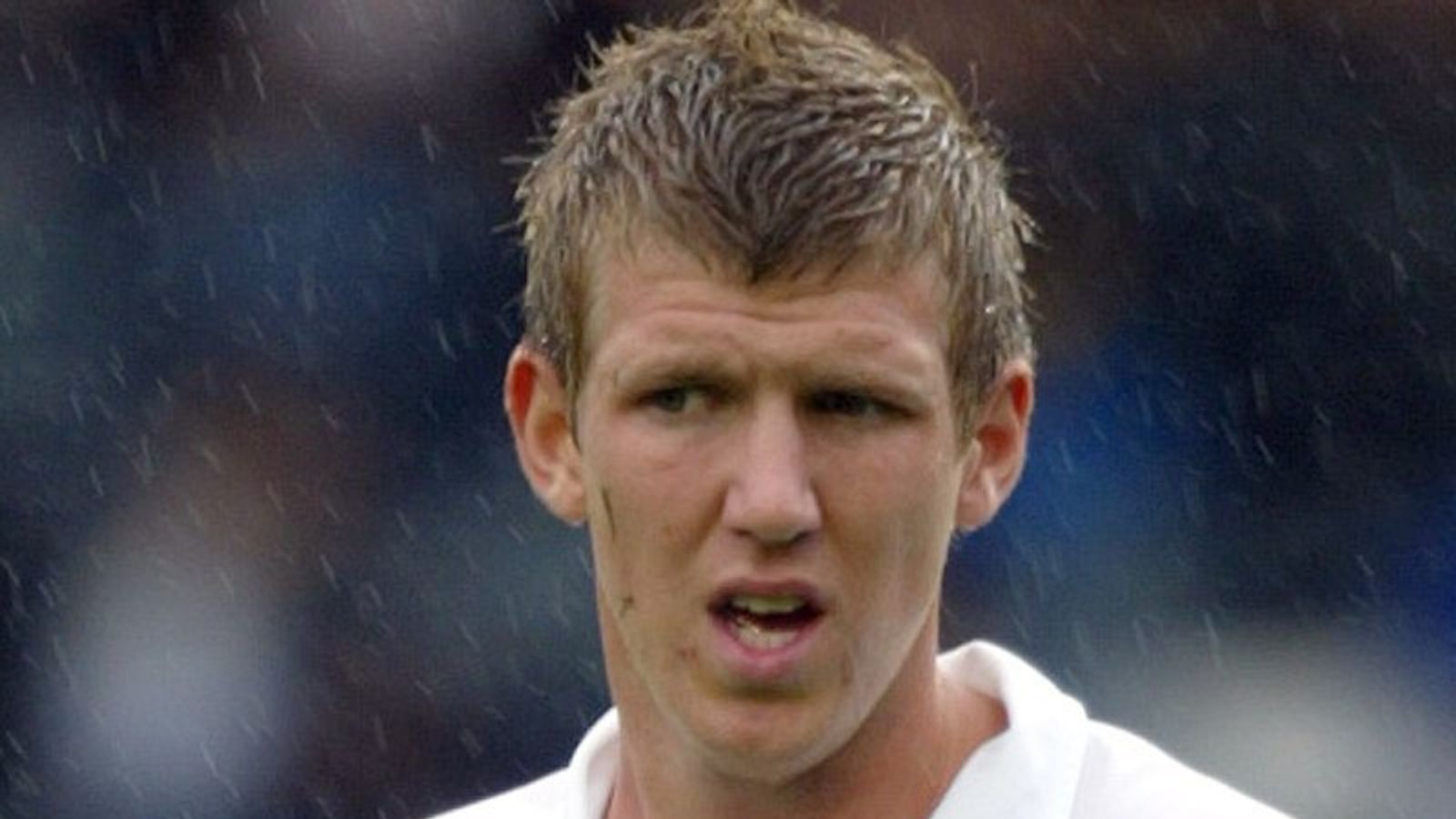 Beckwith howler costs Bulls | Football News | Sky Sports