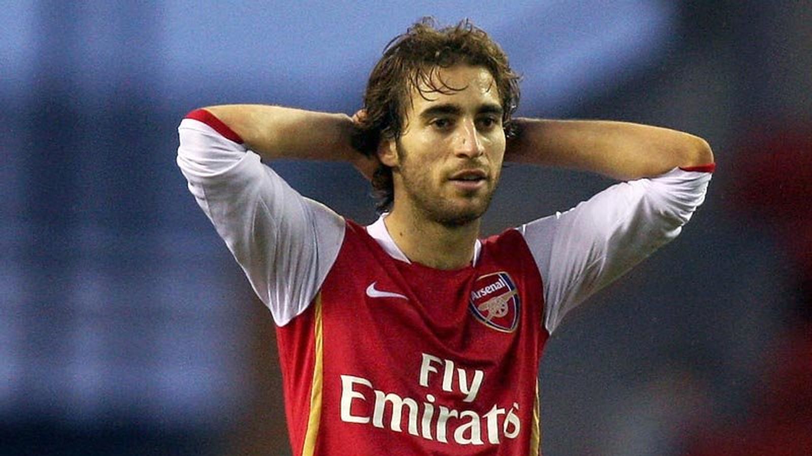 Milan join Flamini race | Football News | Sky Sports