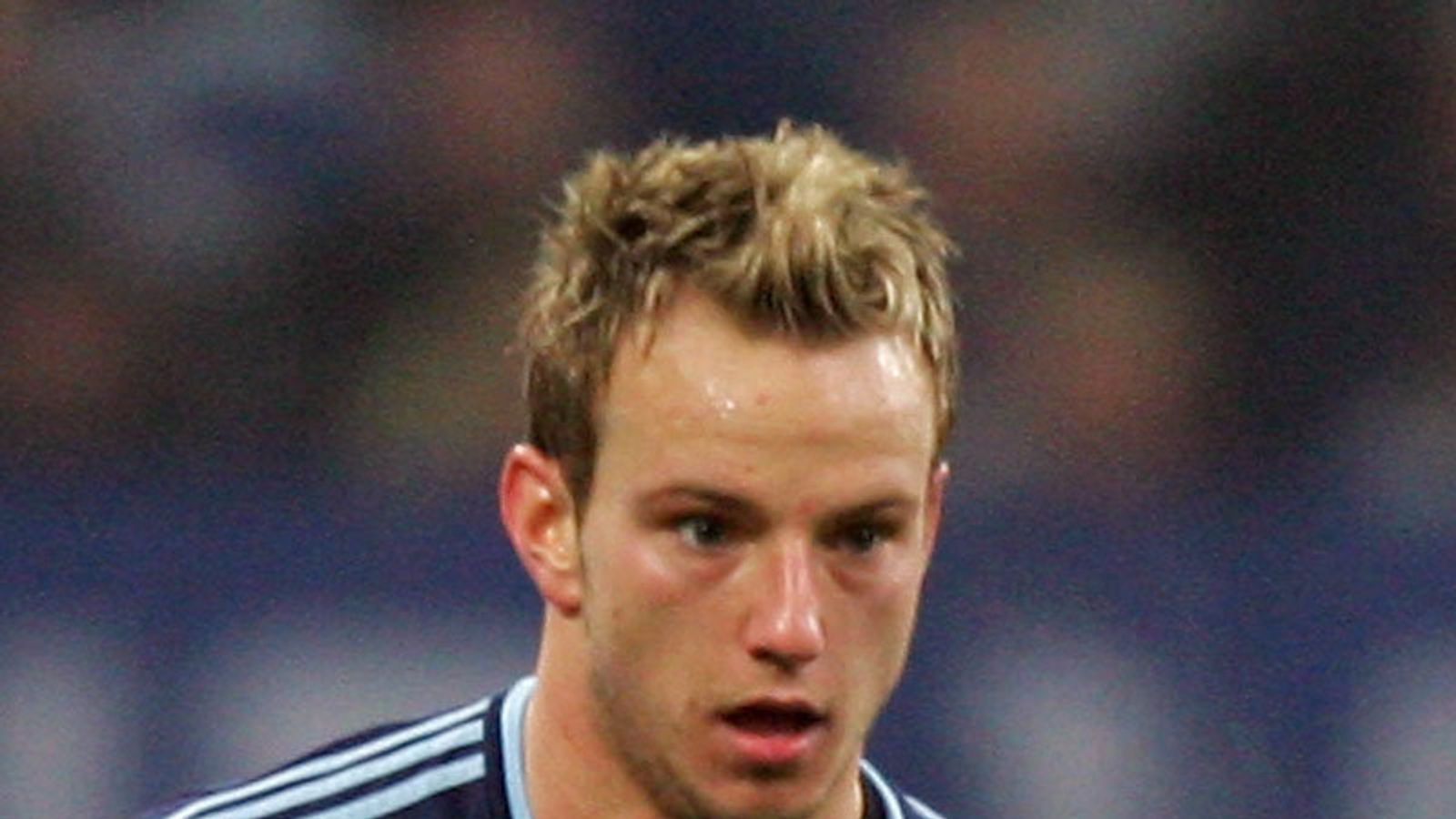 Rakitic keen to 'move on' | Football News | Sky Sports