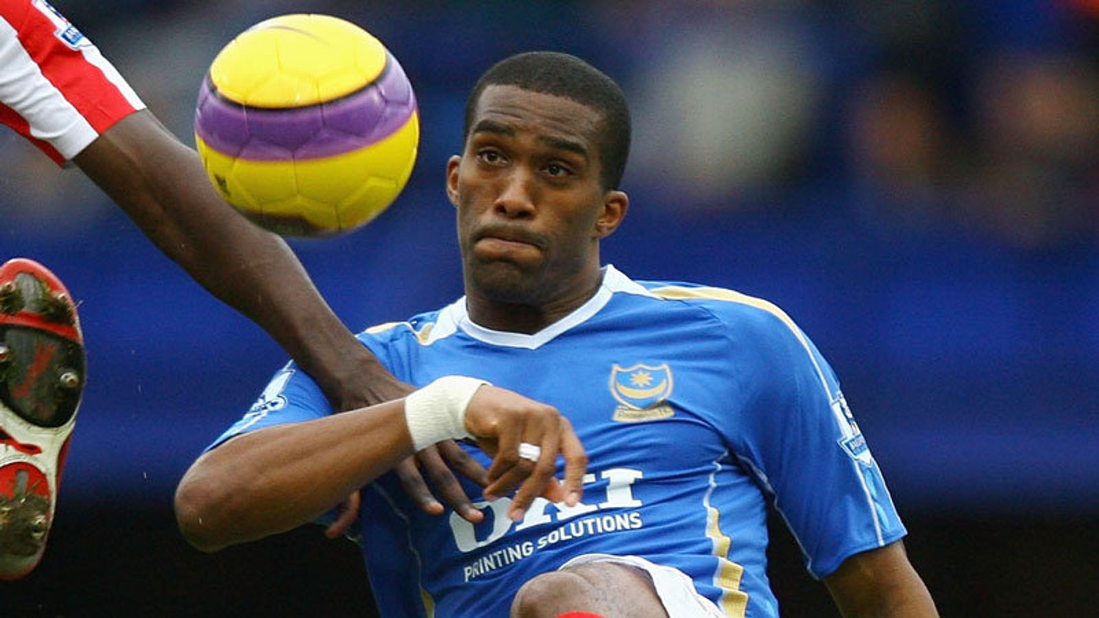 Distin claims Arsenal approach | Football News | Sky Sports