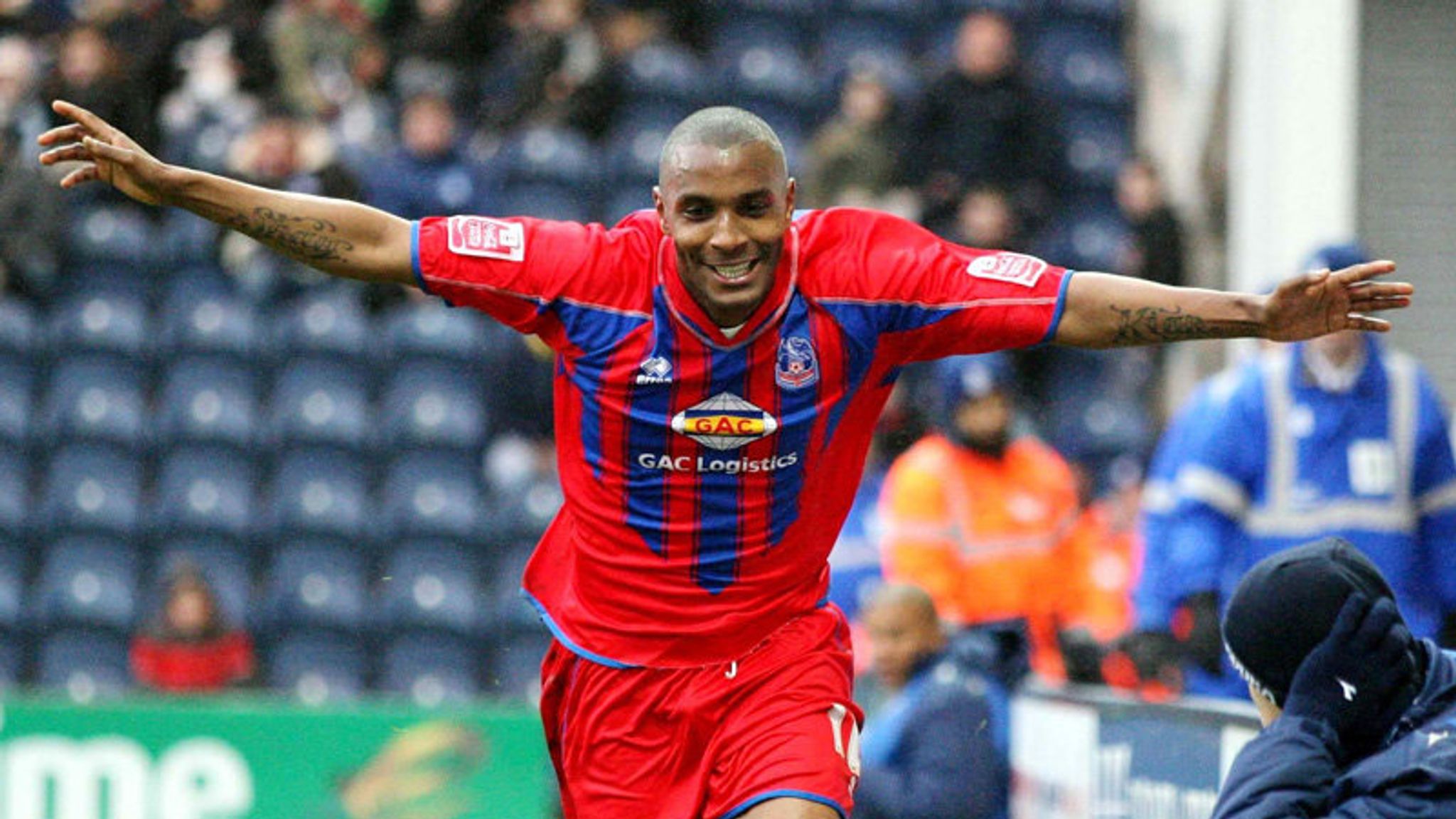 Coleman keen on Clinton | Football News | Sky Sports