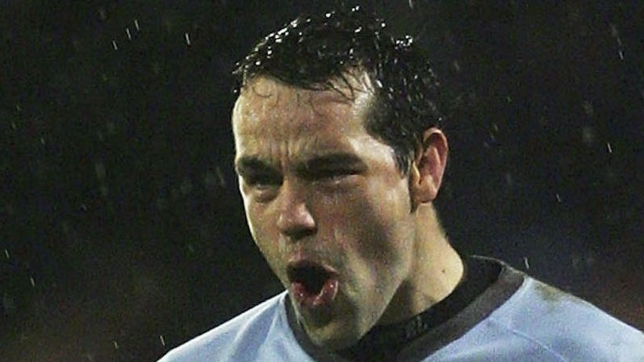 Lions set to land keeper | Football News | Sky Sports