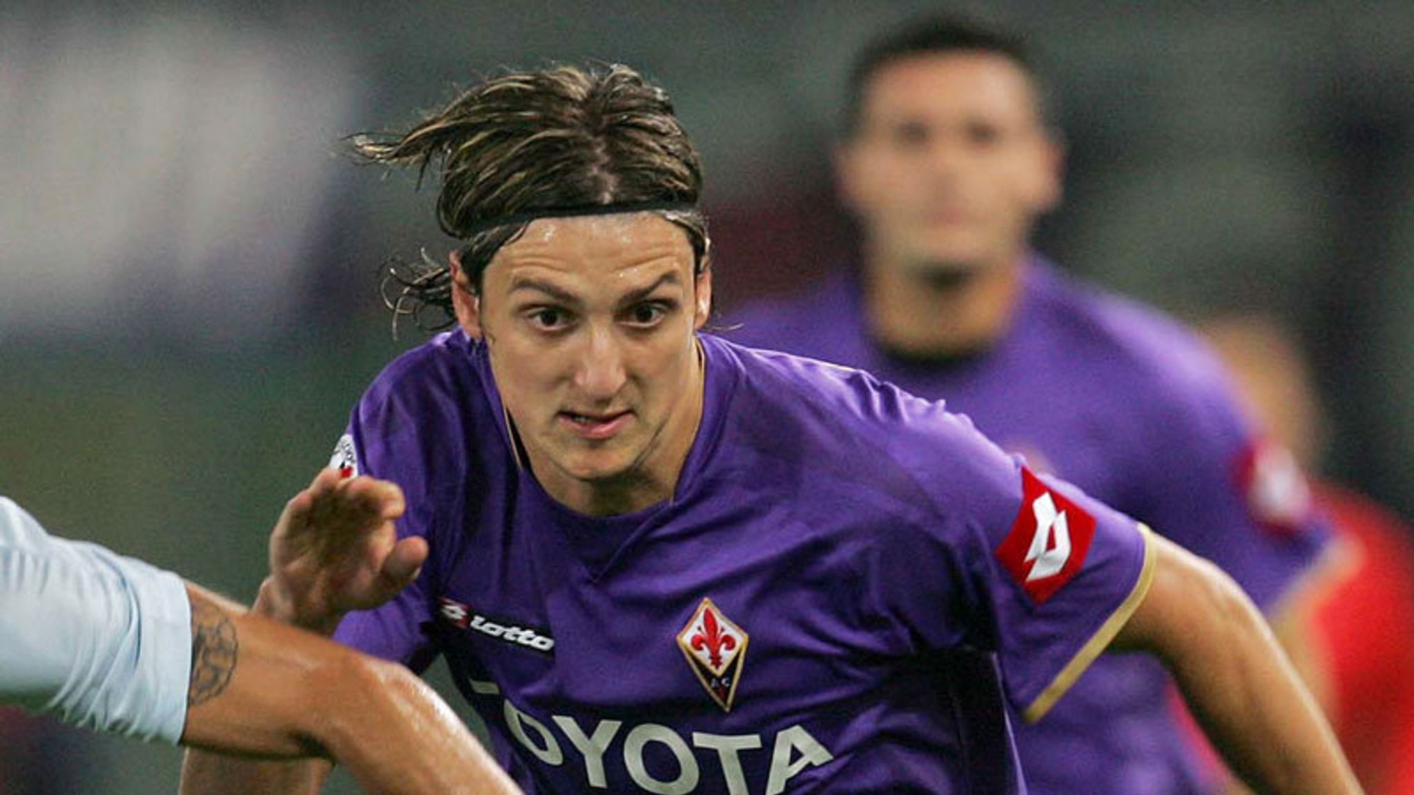 Stuttgart secure Kuzmanovic | Football News | Sky Sports