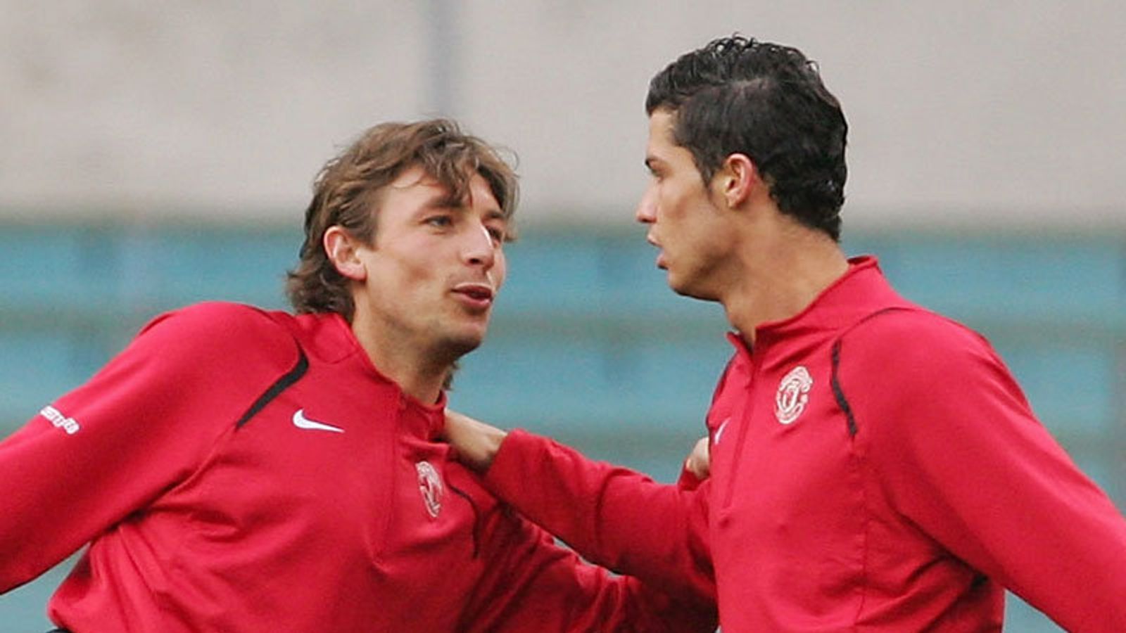 Heinze rules out Ronaldo move | Football News | Sky Sports