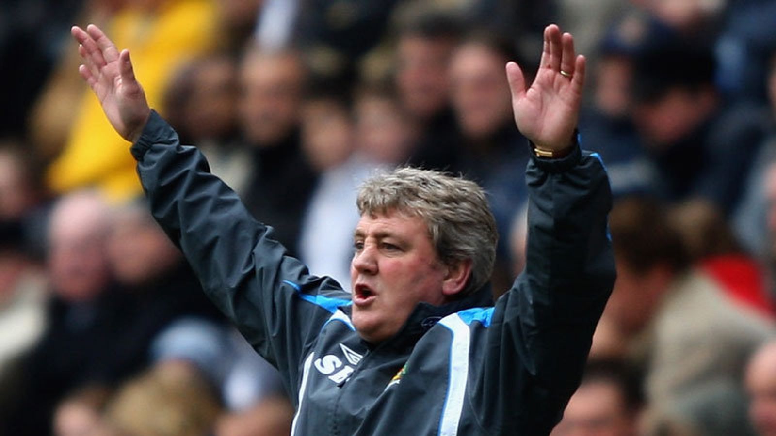 Bruce targets new striker | Football News | Sky Sports