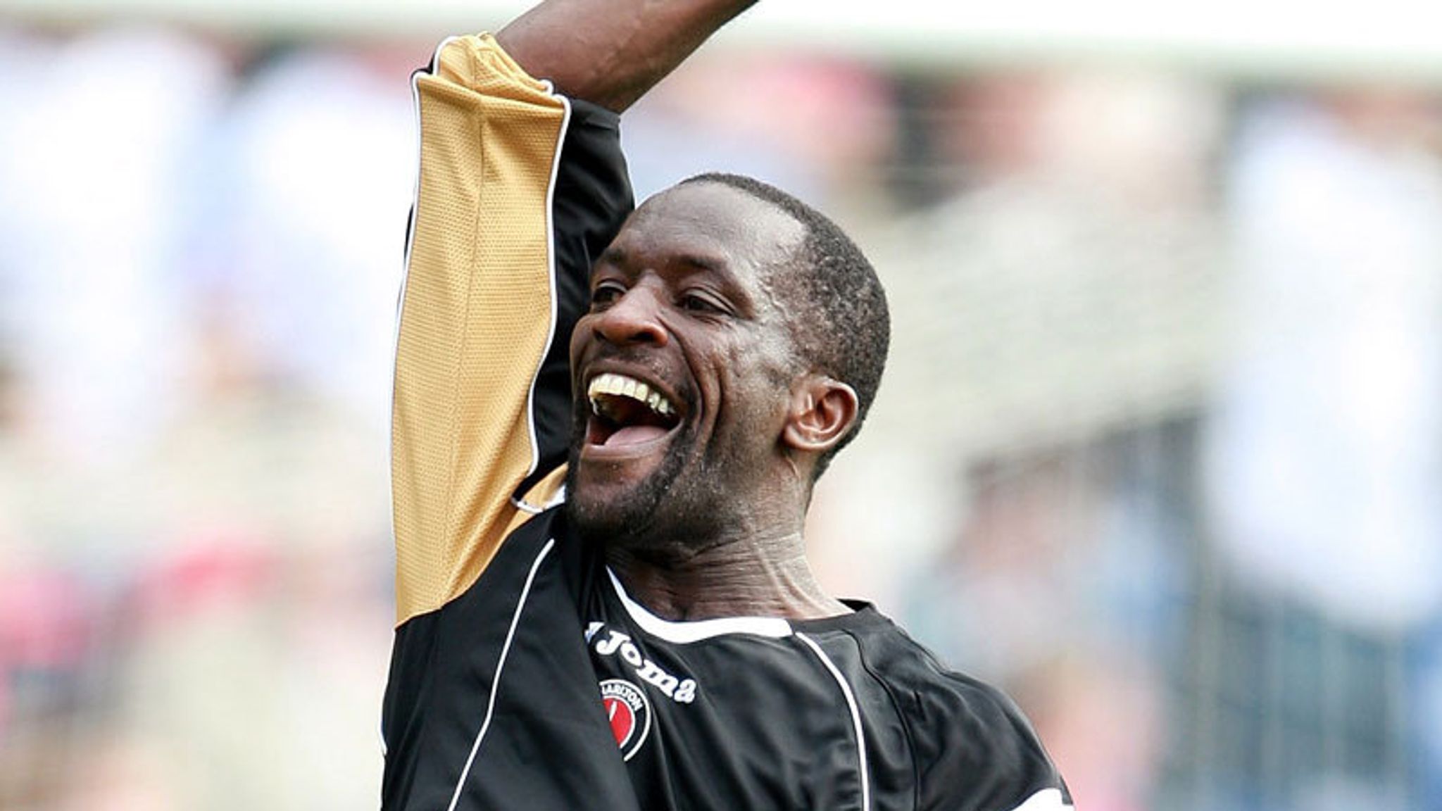 Foxes pick up Powell | Football News | Sky Sports