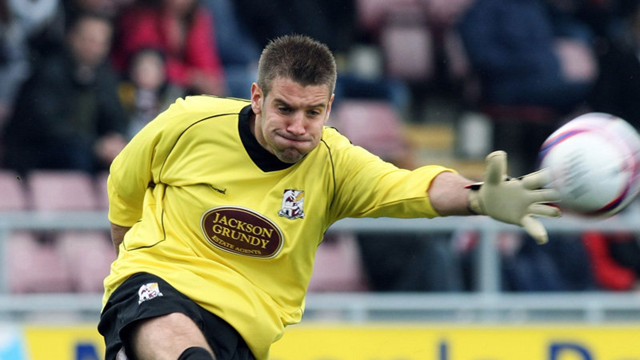 Blades extend Bunn stay | Football News | Sky Sports