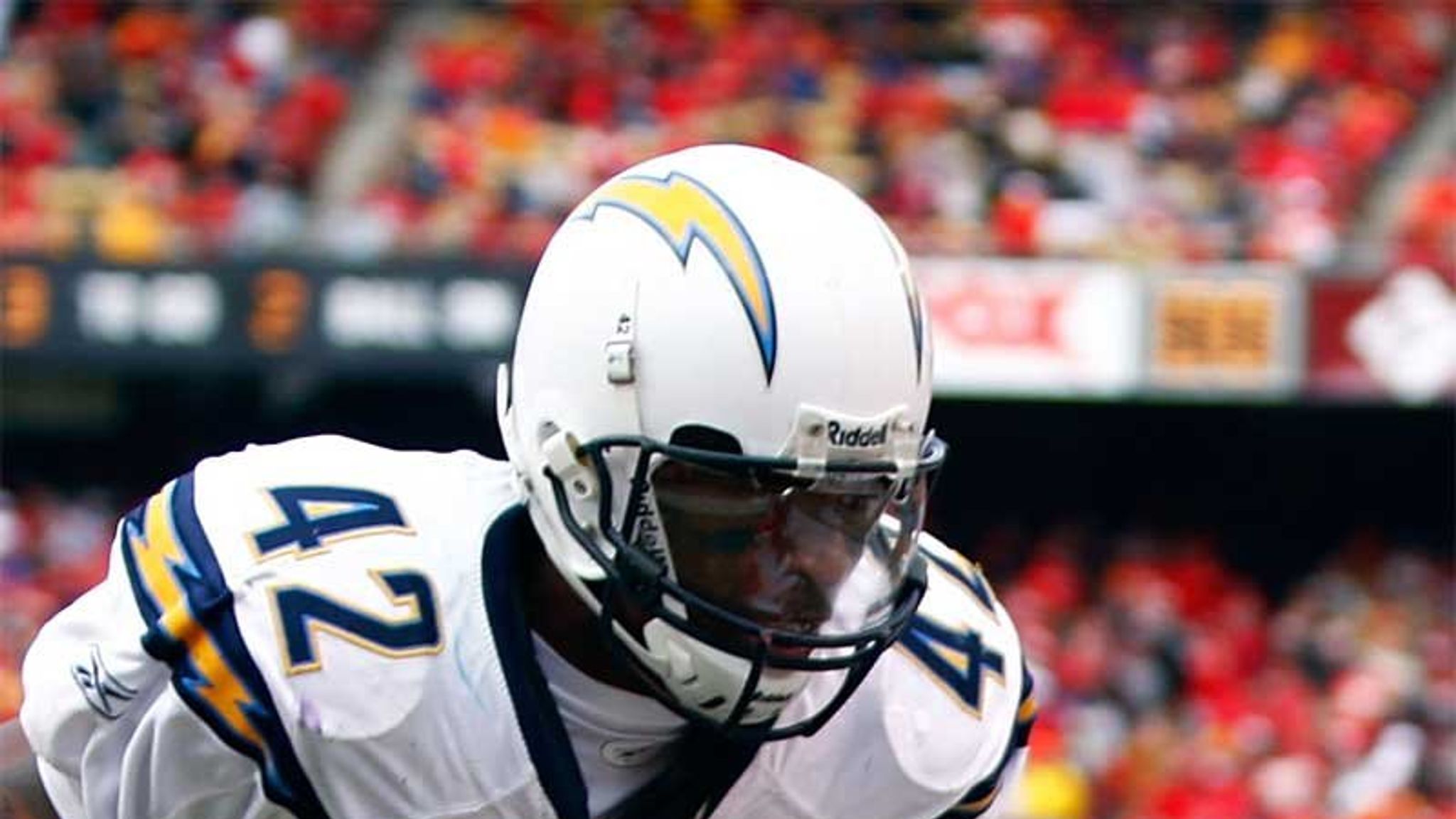 Hart stays in San Diego | NFL News | Sky Sports