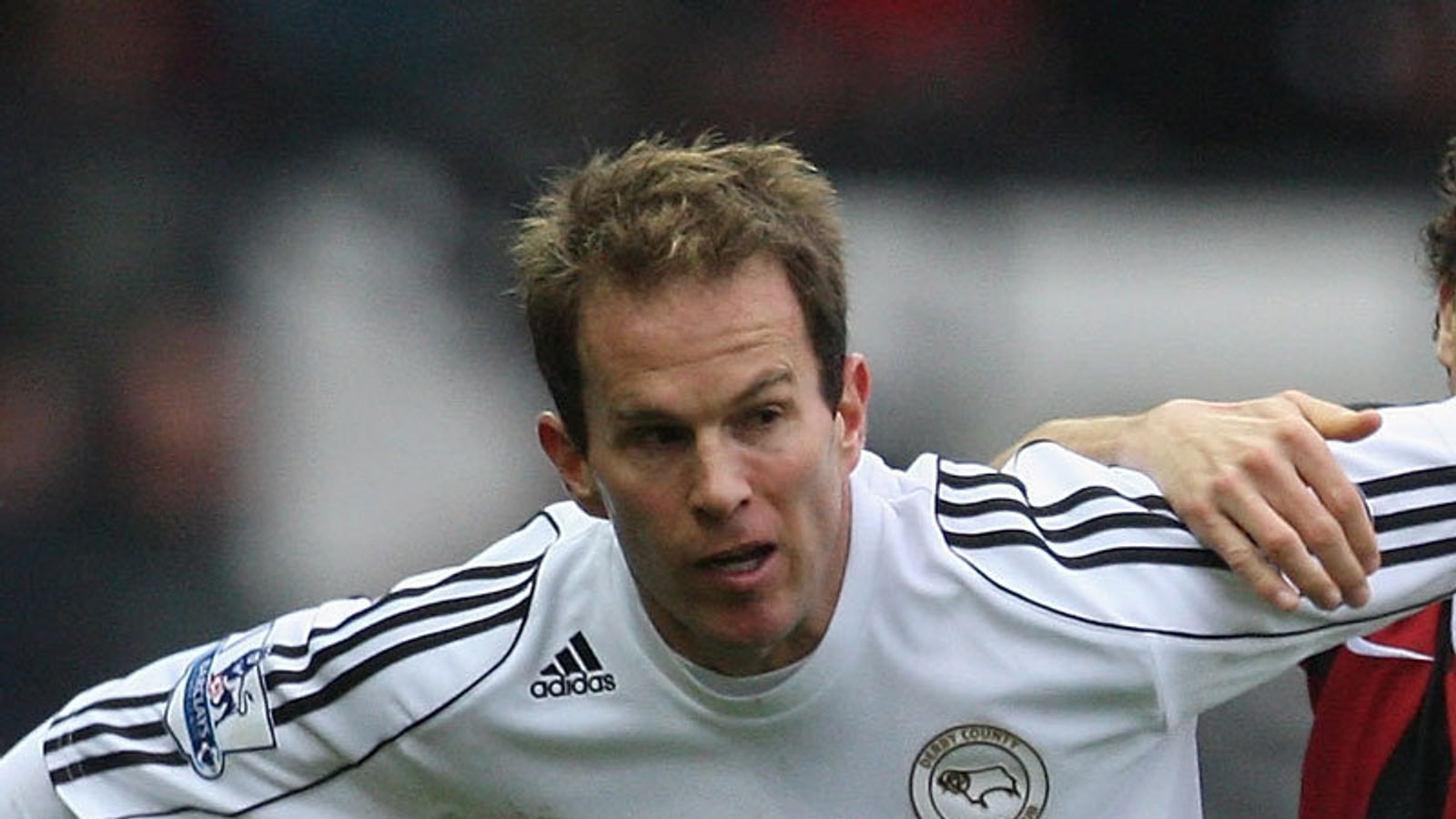 Lewis leaves Rams for Galaxy | Football News | Sky Sports