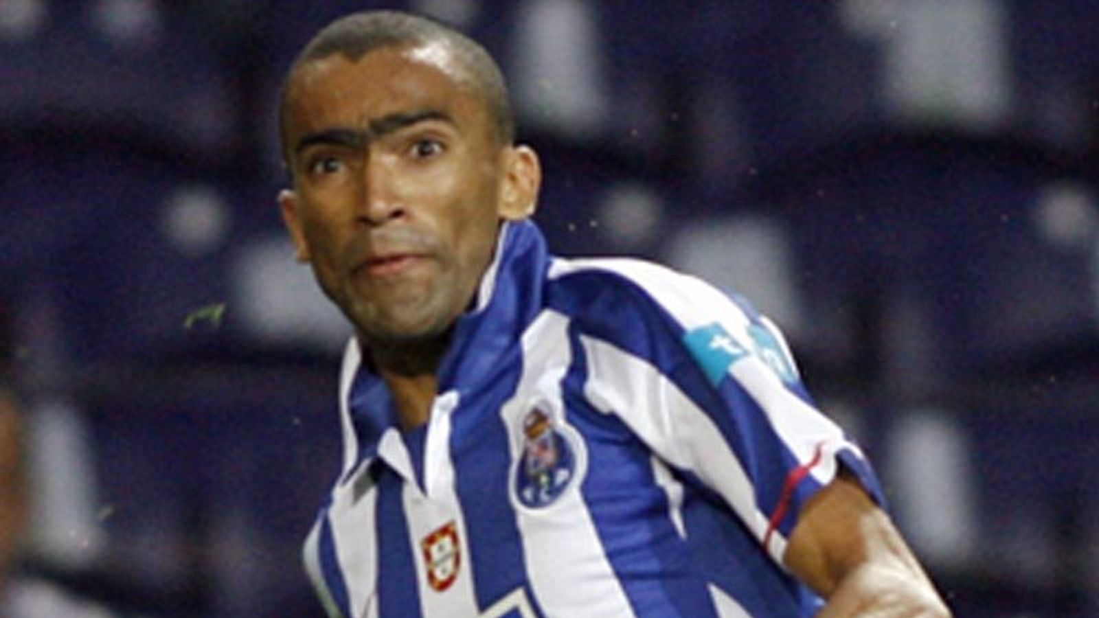 Blues confirm Bosingwa deal | Football News | Sky Sports