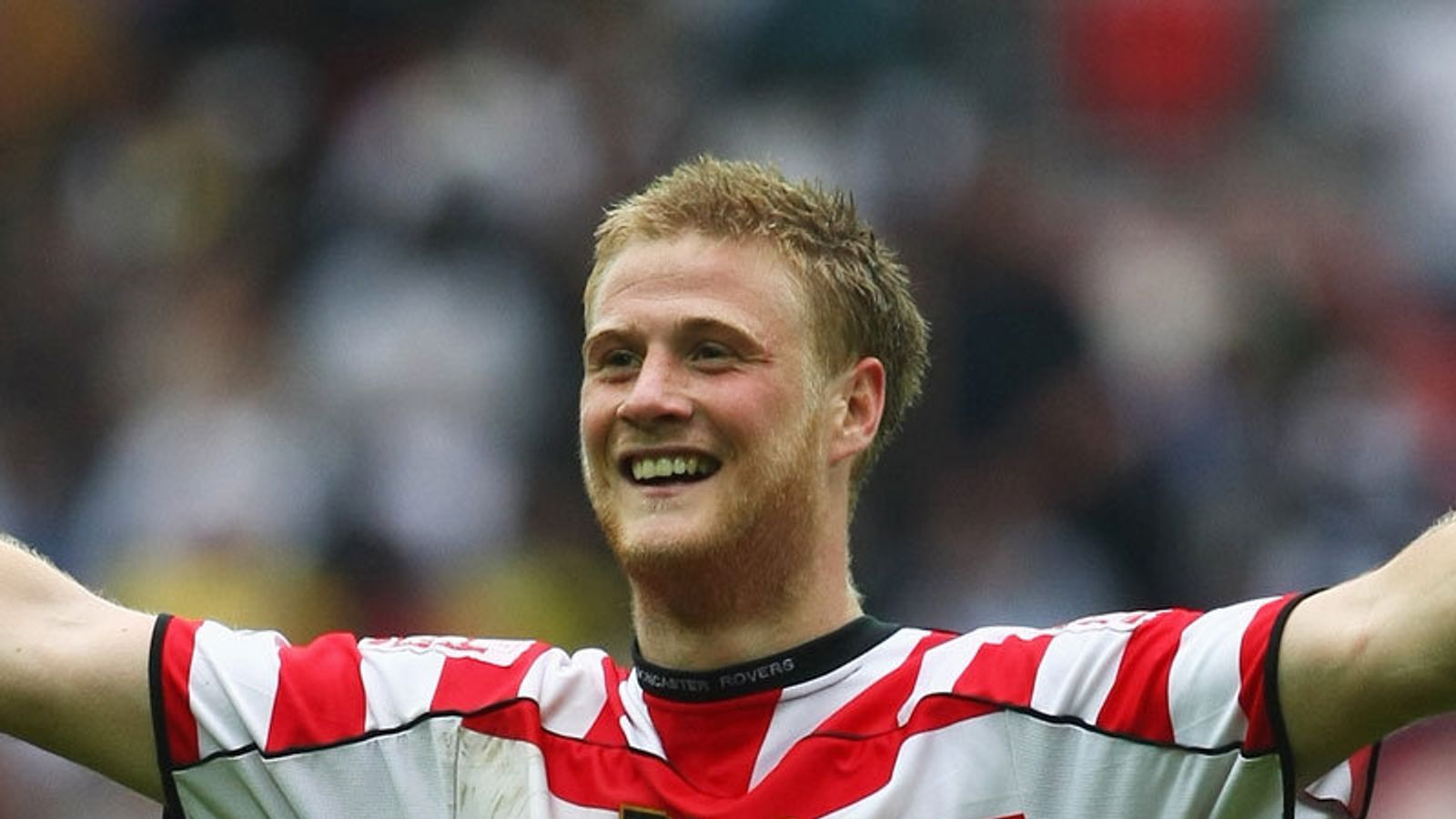Donny land Mills | Football News | Sky Sports