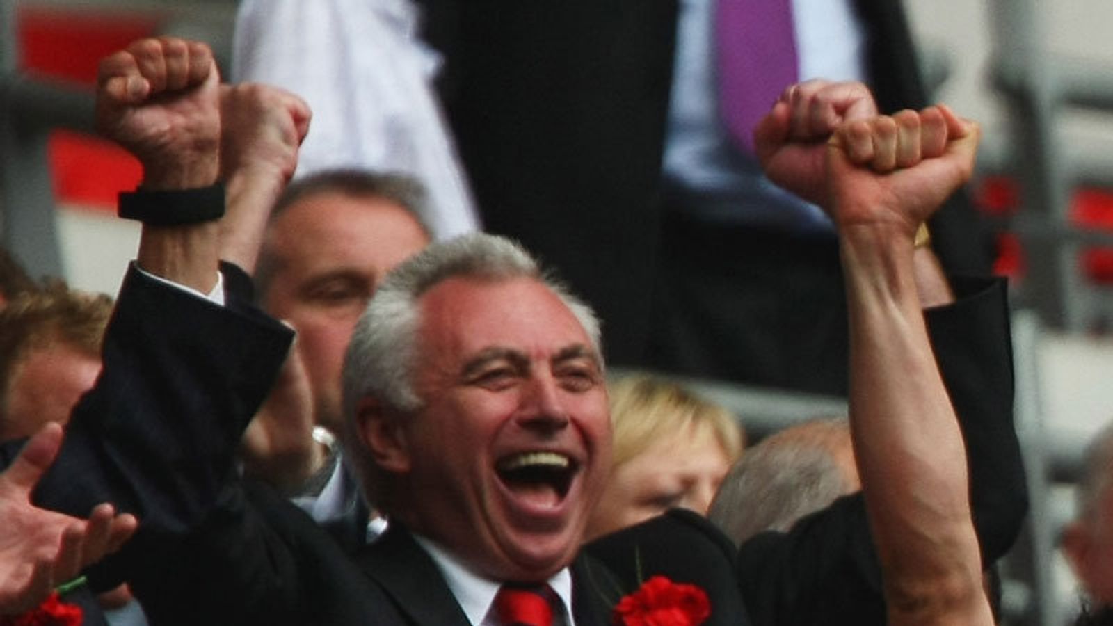 Ryan swipe at Leeds fans | Football News | Sky Sports