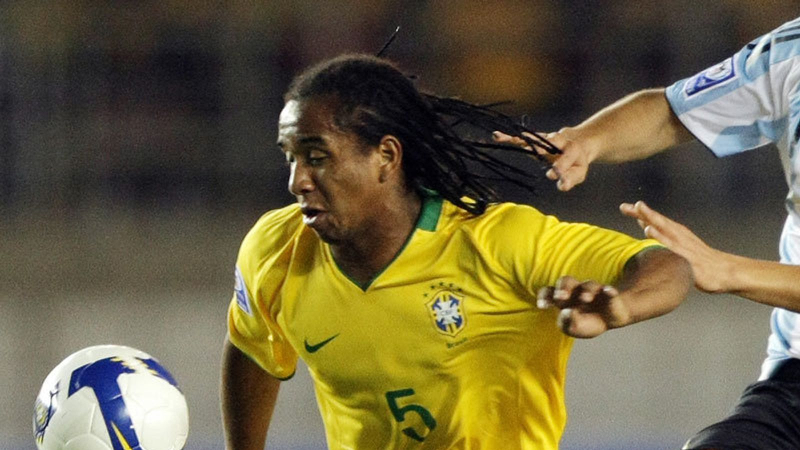 Anderson back in Brazil fold | Football News | Sky Sports
