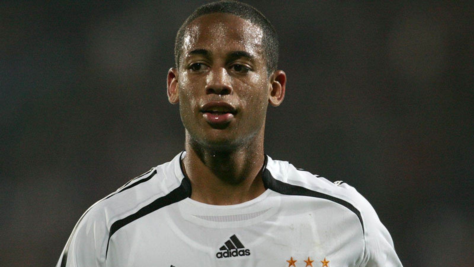 Hamburg snap up Aogo | Football News | Sky Sports