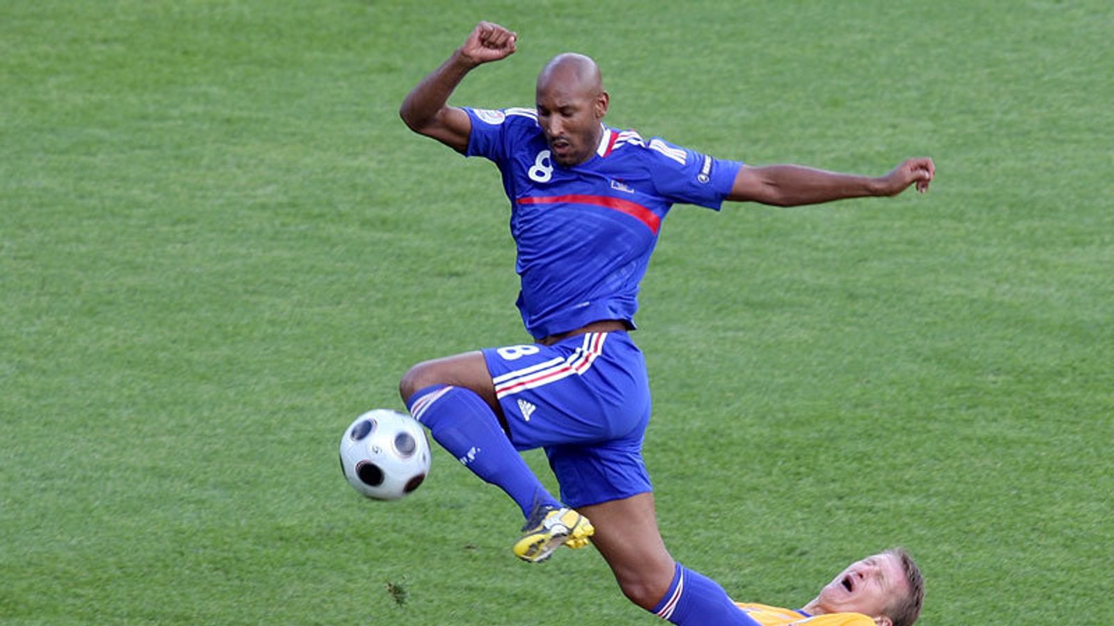 Anelka boost for Les Bleus | Football News | Sky Sports