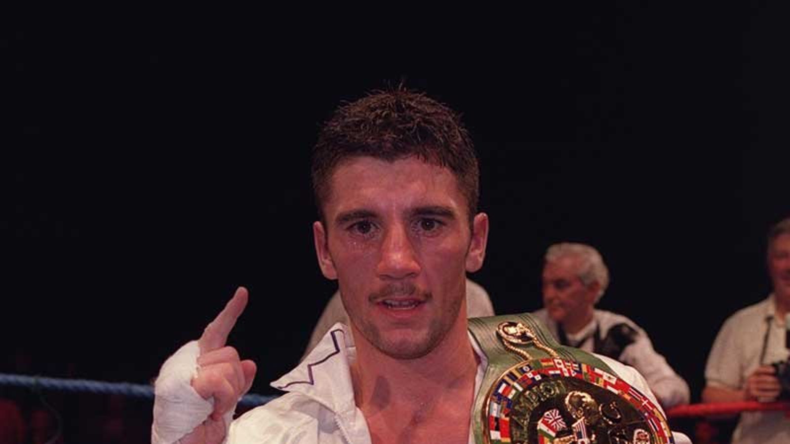 Pocket Rocket to box on | Boxing News | Sky Sports