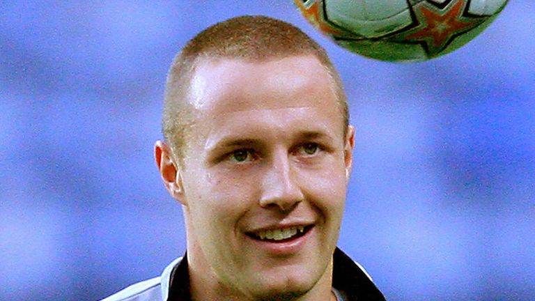 Cottagers set to welcome Stoor | Football News | Sky Sports