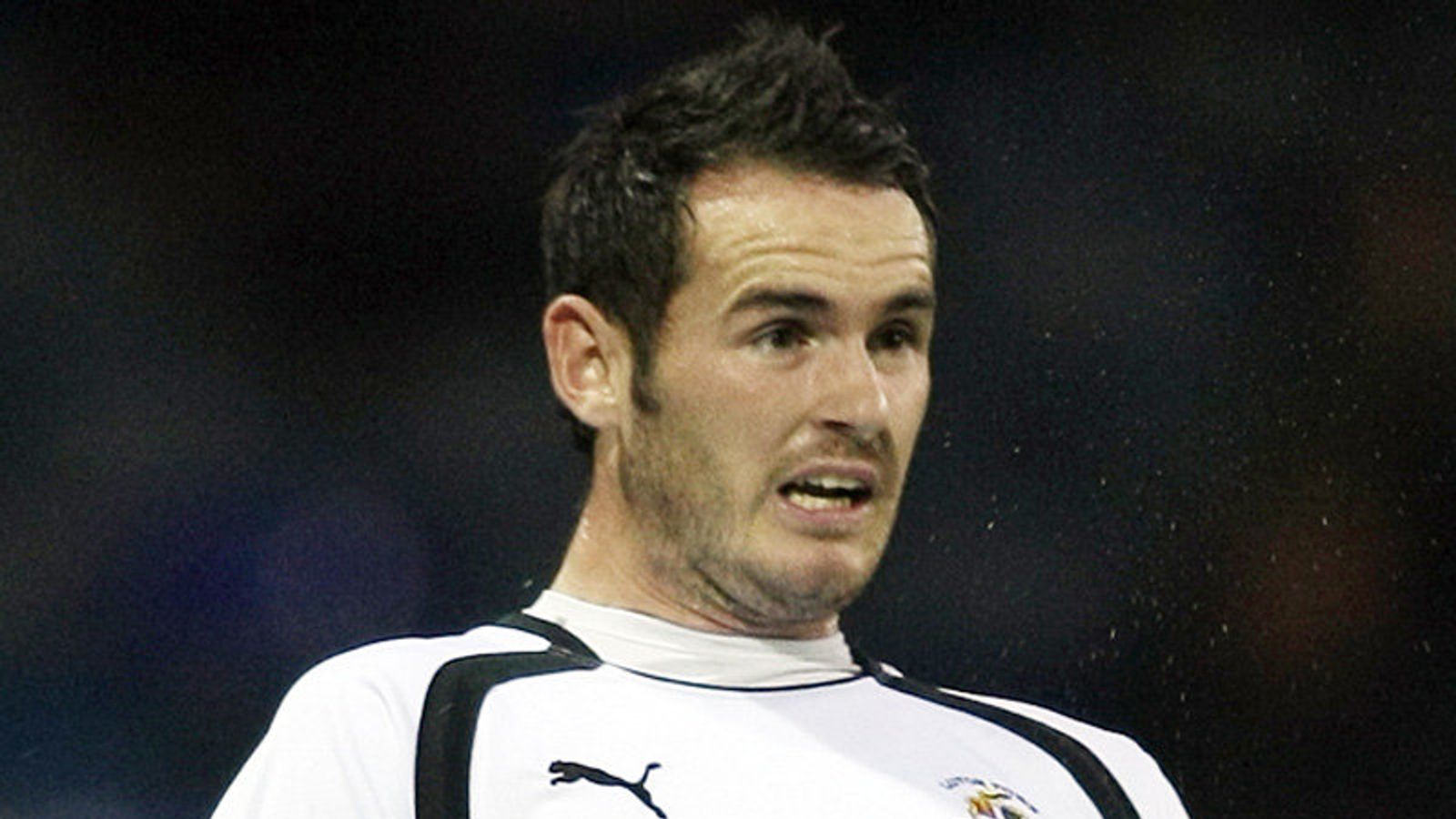 Canaries land Bell | Football News | Sky Sports