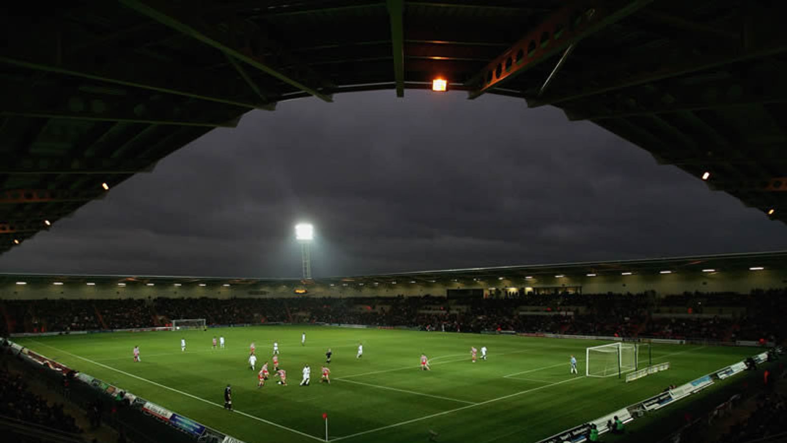 Swine flu concern for Donny | Football News | Sky Sports