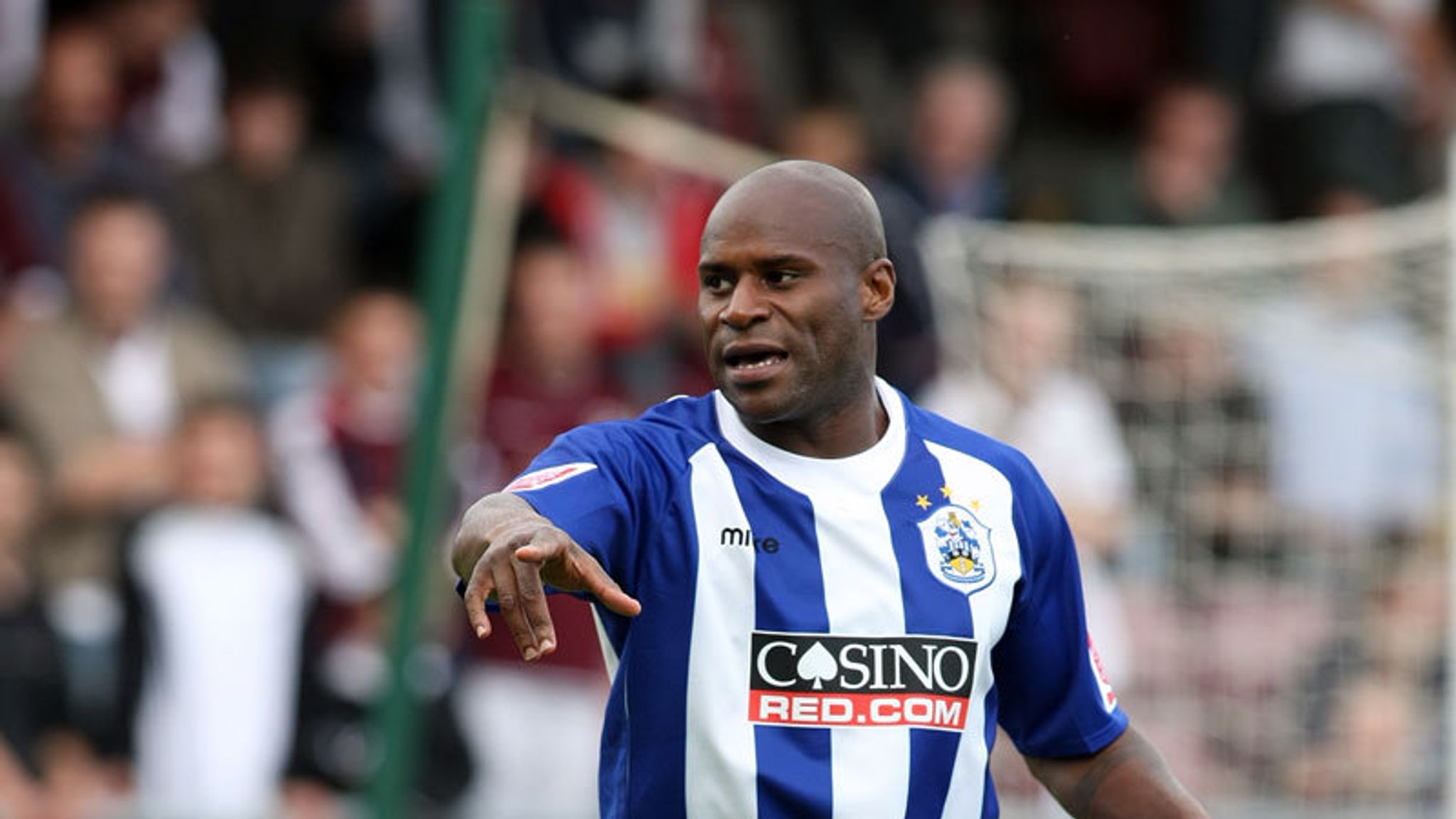 Sinclair signs Lincoln deal | Football News | Sky Sports